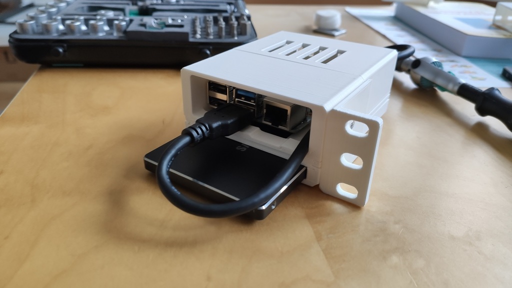 19" Rackmount Case for Raspberry Pi and "HotSwap"-SSD by Ascardia ...