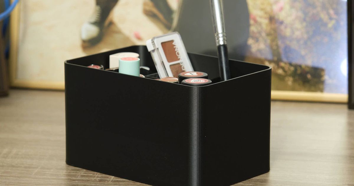 Simple Storage Box with Compartments by bgateb | Download free STL ...
