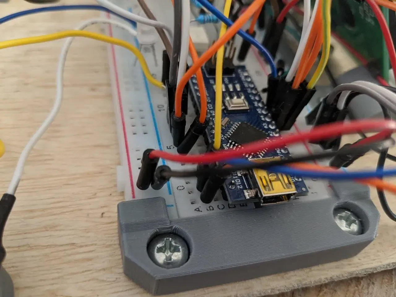 Breadboard Screw Down Clip by A_Str8 | Download free STL model ...