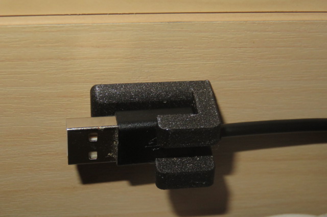 USB cable hook by Warner Hedgehog | Download free STL model ...