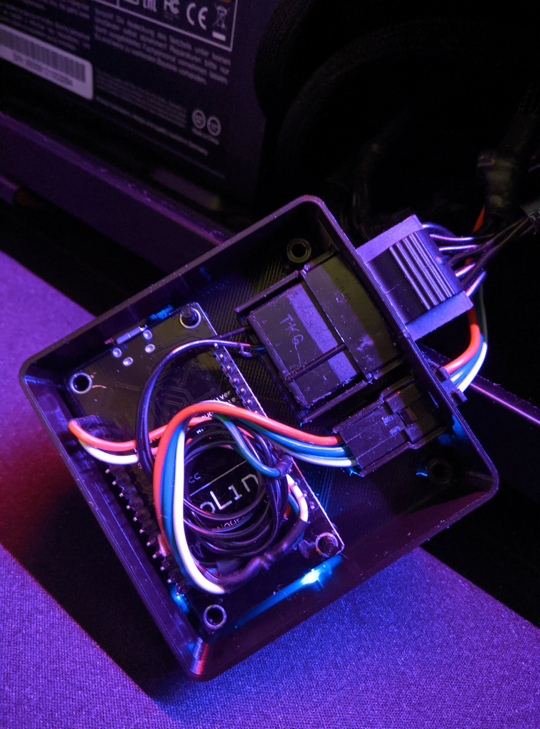 Molex powered NodeMCU Neopixel Controller por VOID | Descargar modelo ...