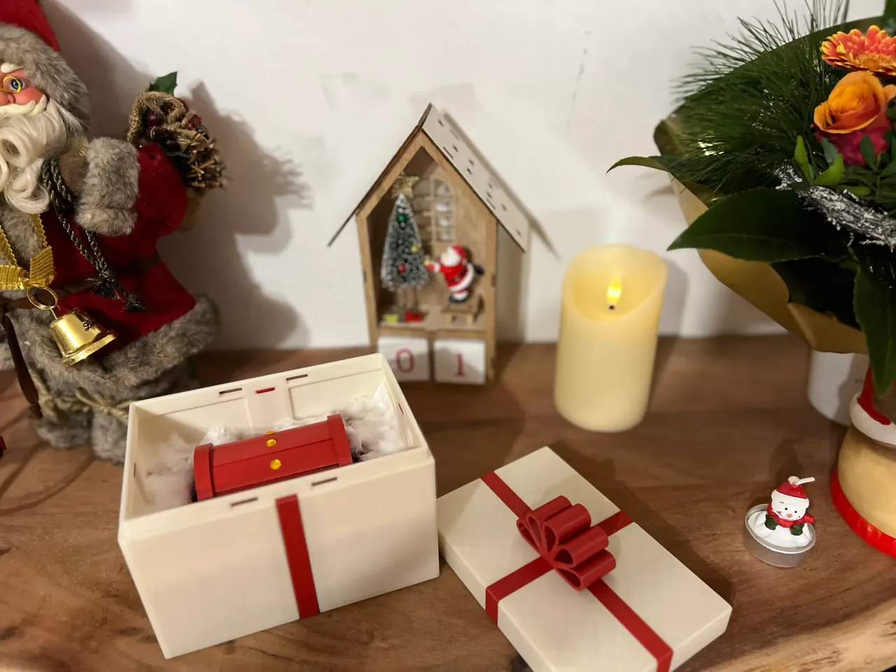 Santa Treasure Chest Puzzle Box by PrintMan | Download free STL model ...