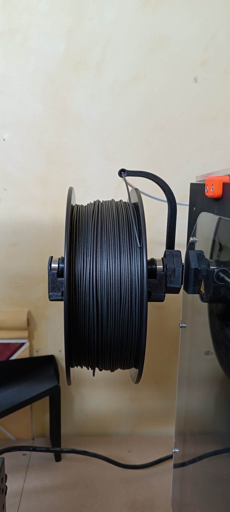 NEW V2 Bambu Side Spool Holder X1 and P1P ARC par BastR | Téléchargez ...