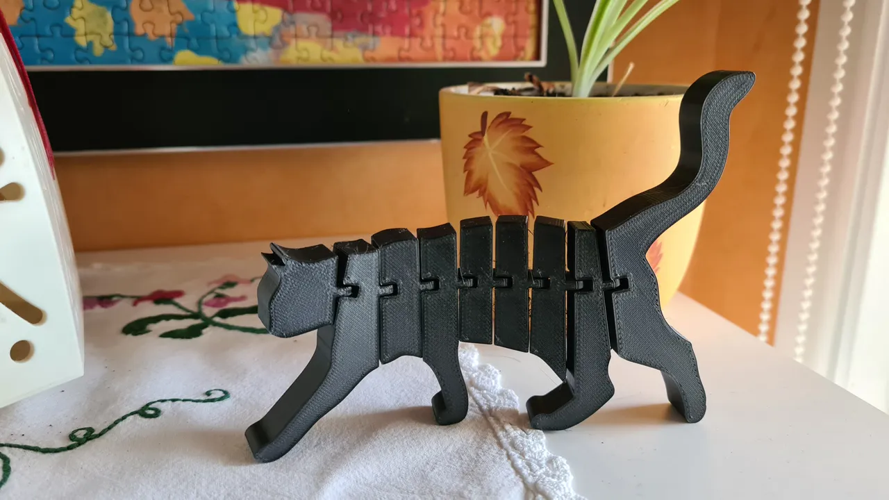 Flexi Chat by Lucky | Download free STL model | Printables.com