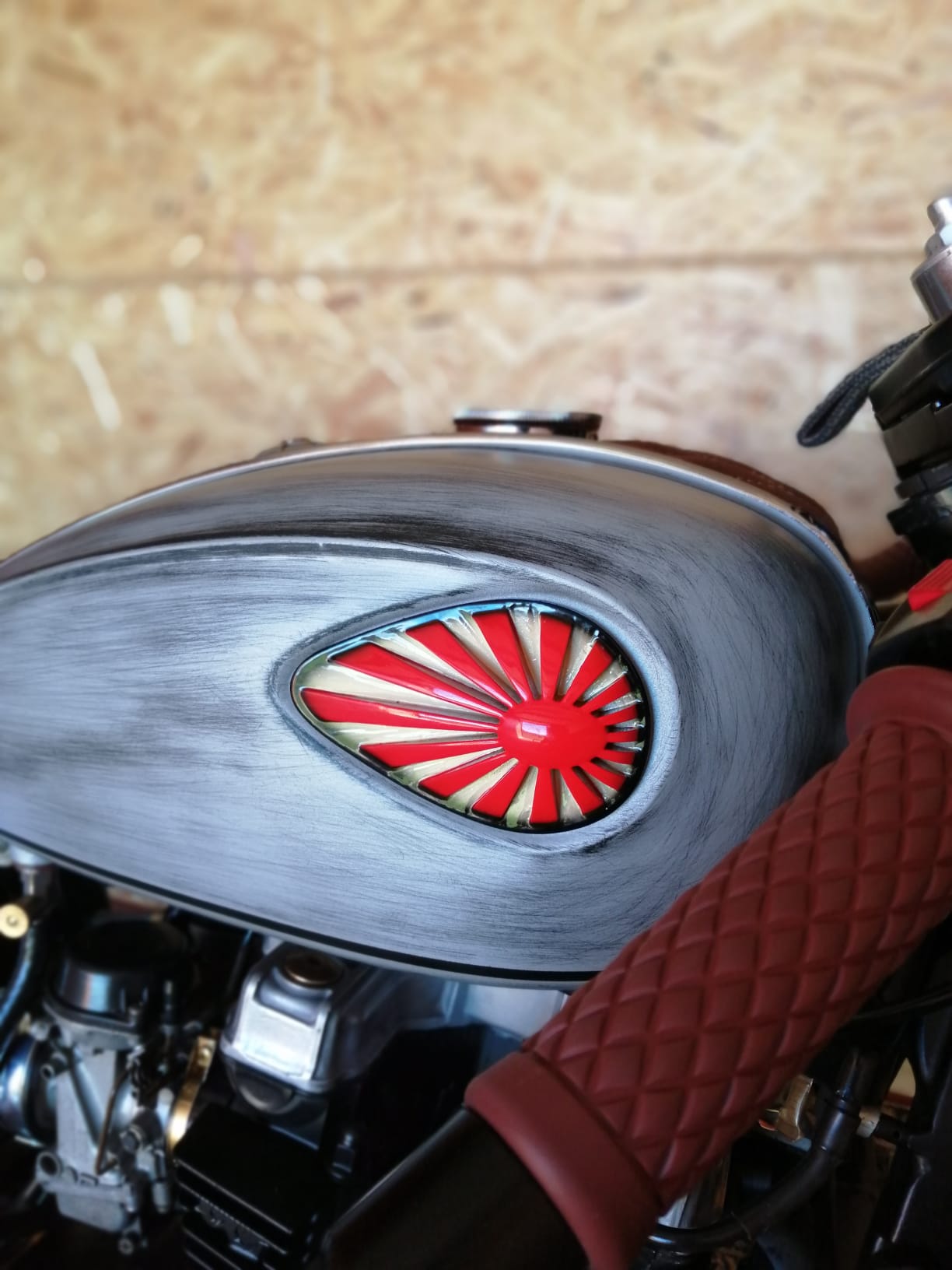 Custom Motorbike Tank Logo - Sun by Cultura Mat3rial | Download free ...