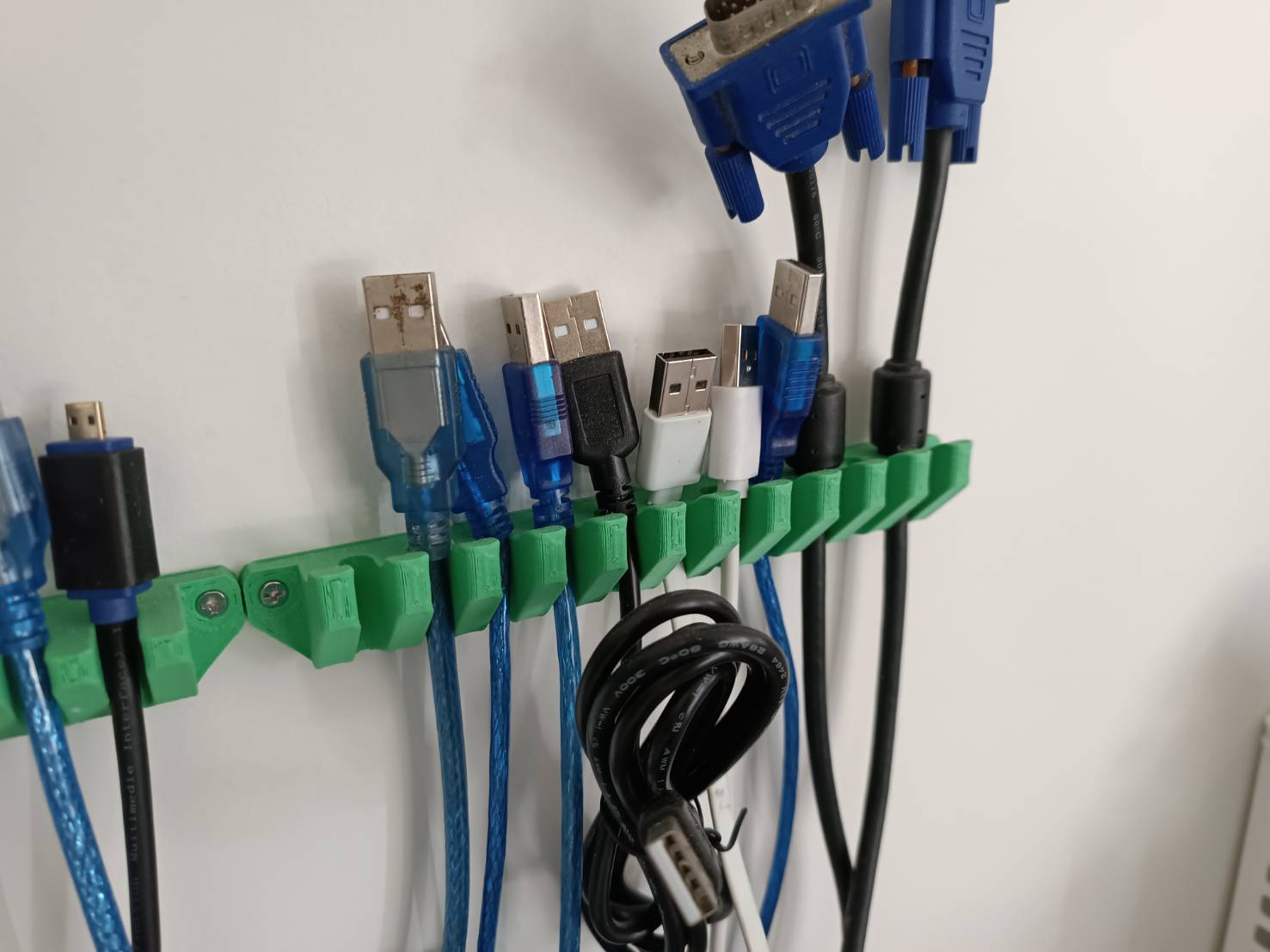 Cable hanger by Domino | Download free STL model | Printables.com