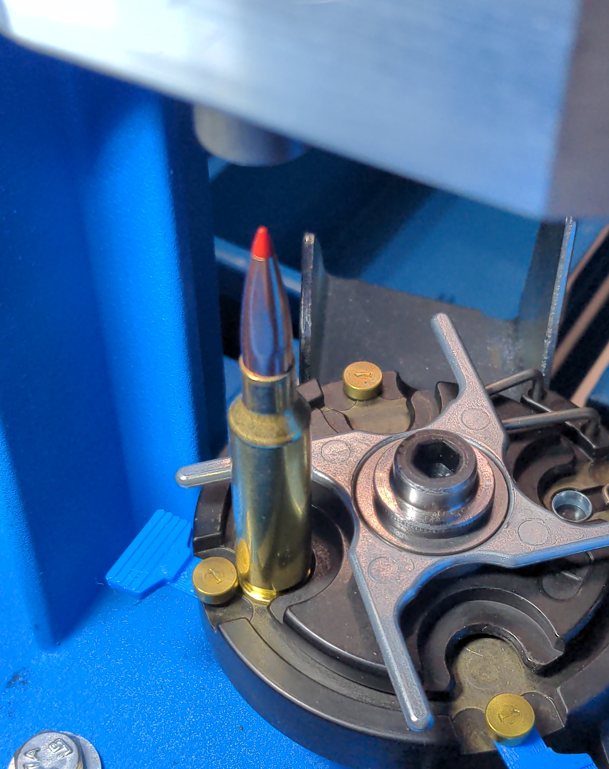 Dillon 550 Manual Powder Funnel by Hydraulic Jack | Download free STL ...