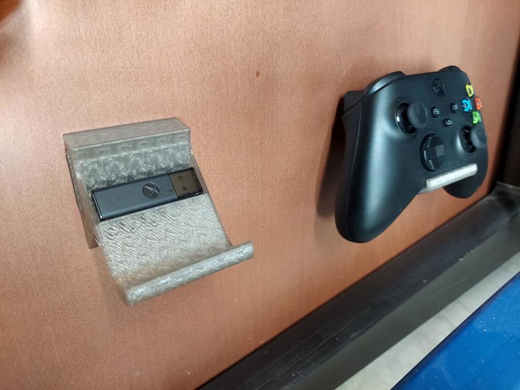 XBox Series X|S wall mount/holder by SkyBeam | Download free STL model ...