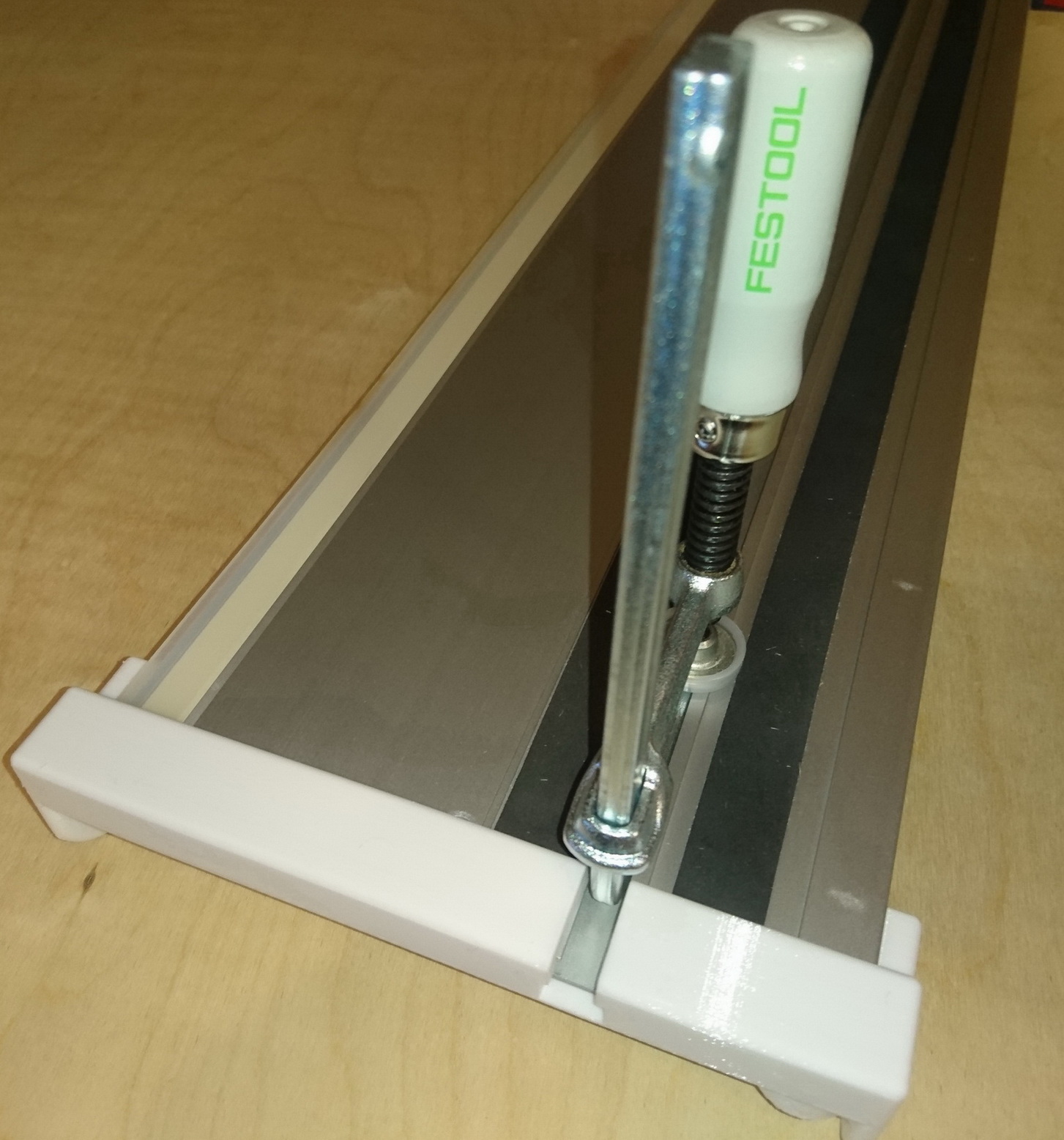 FESTOOL Rail Deflector (hard version FS-AW with slot for clamp) by ...
