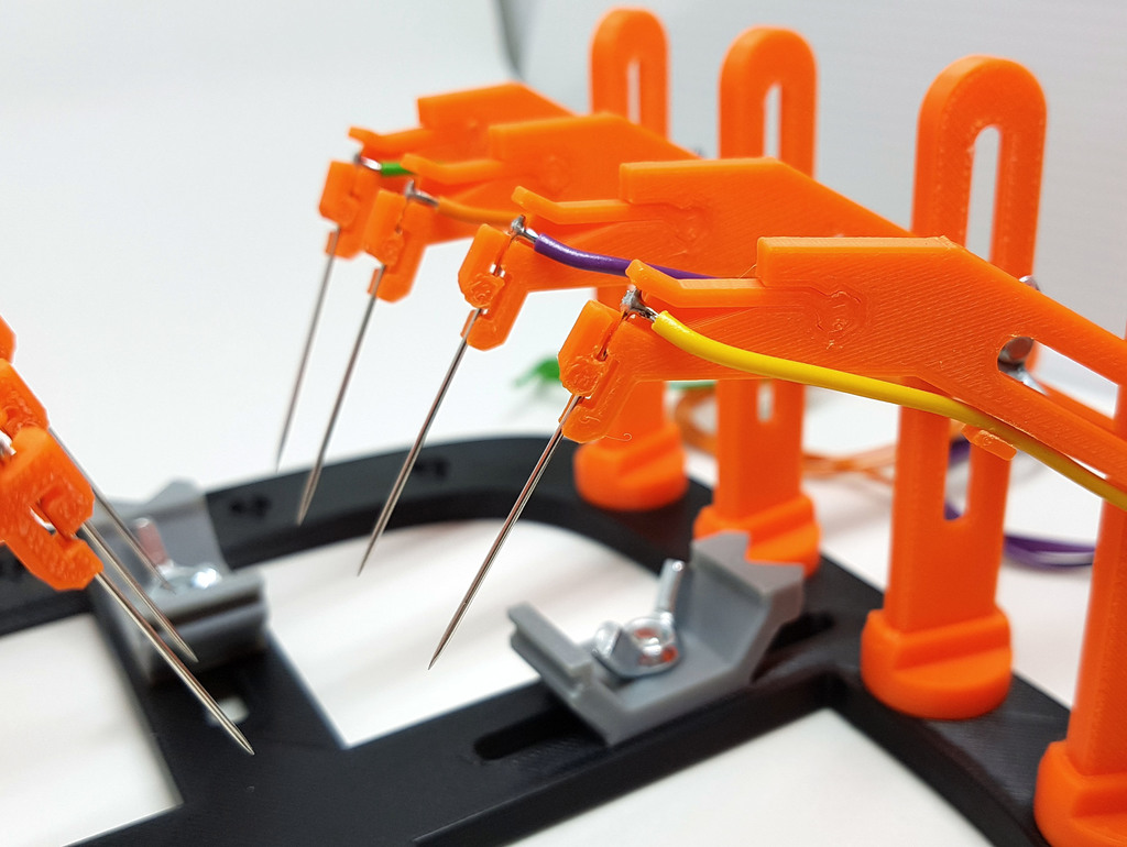 PCB Workstation with Needle-Probes by giufini | Download free STL model ...