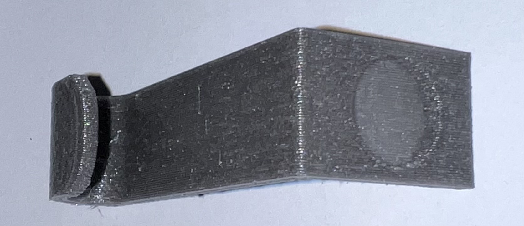 simple magnetic edge hanger by reisschale | Download free STL model ...