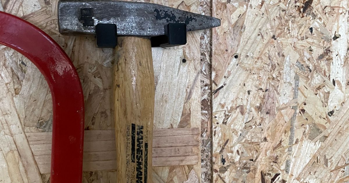 Hammer mount mid sized by Frank H | Download free STL model ...