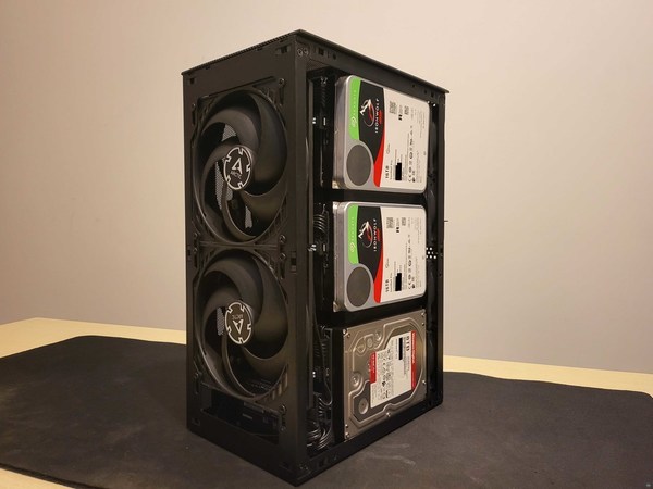Custom 9x HDD Array Sled System for SSUPD Meshlicious by Raveen Kumar ...