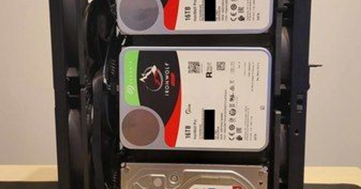 Custom 9x HDD Array Sled System for SSUPD Meshlicious by Raveen Kumar ...