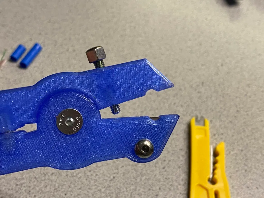 Wire Stripper for RJ45 Cables by Tritschi | Download free STL model ...