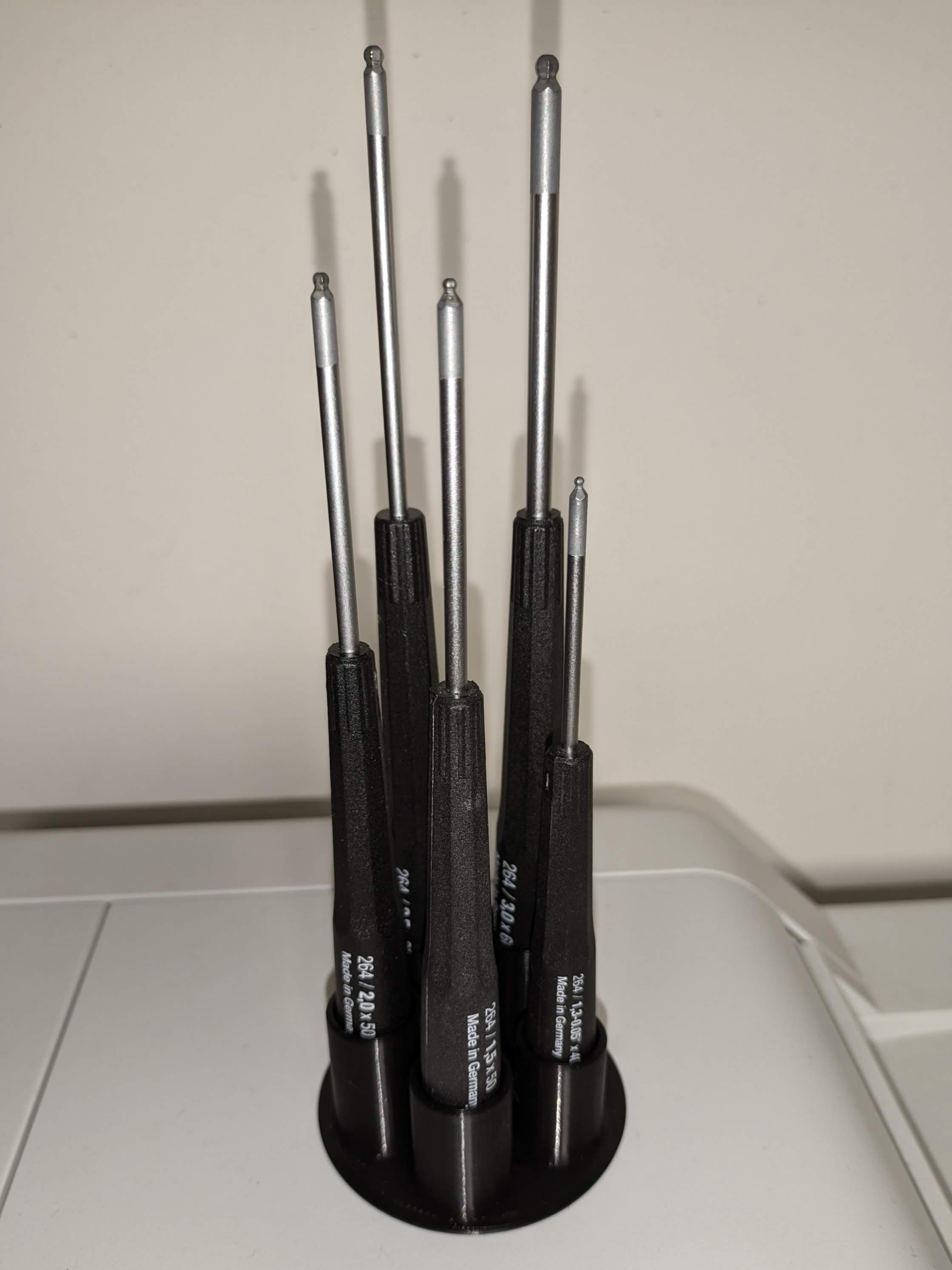 Stand for Wiha 26491 Hex Screwdriver Set by felixna | Download free STL ...