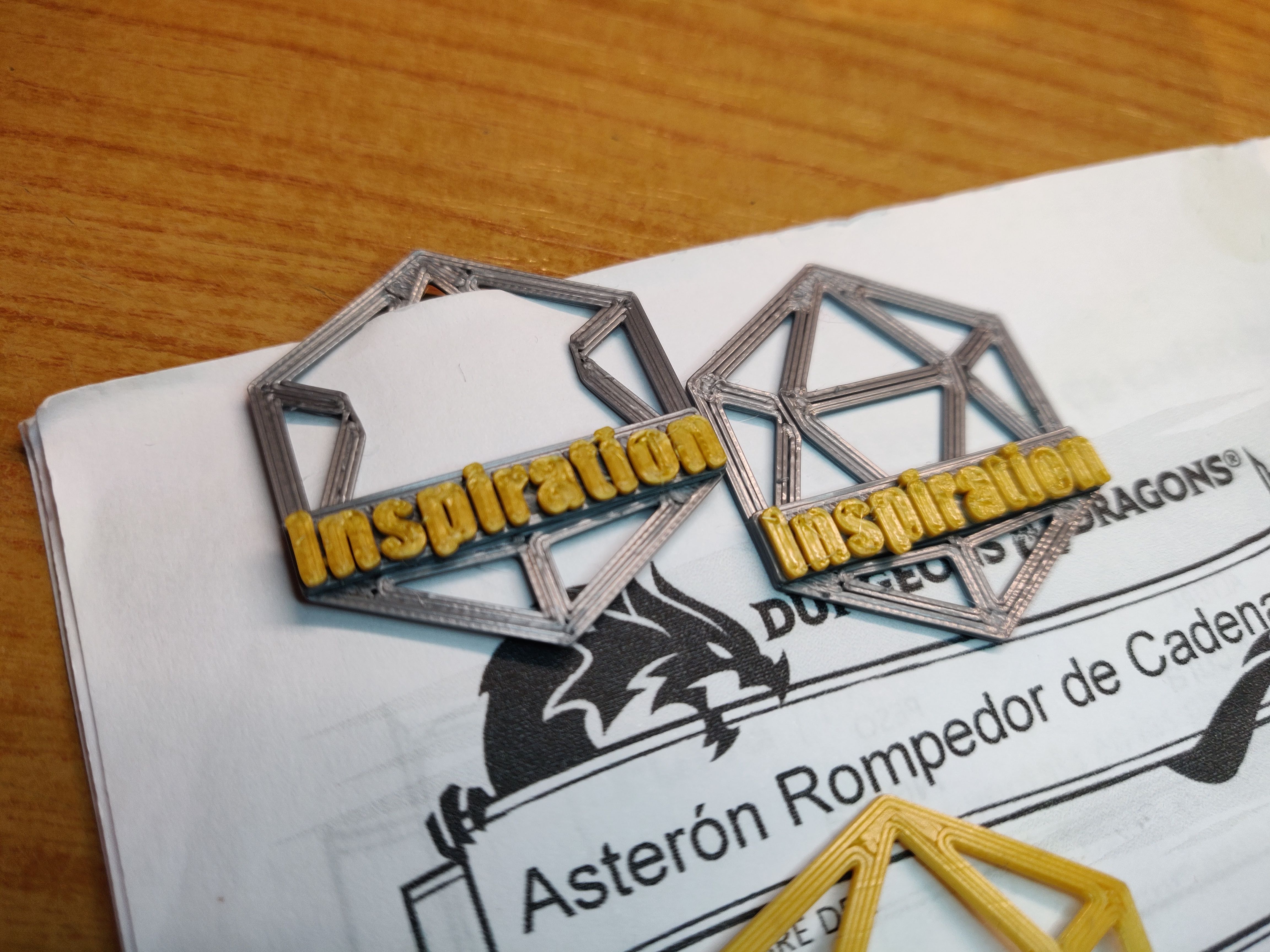 Inspiration token that serves as a paper clip by Warja | Download free ...