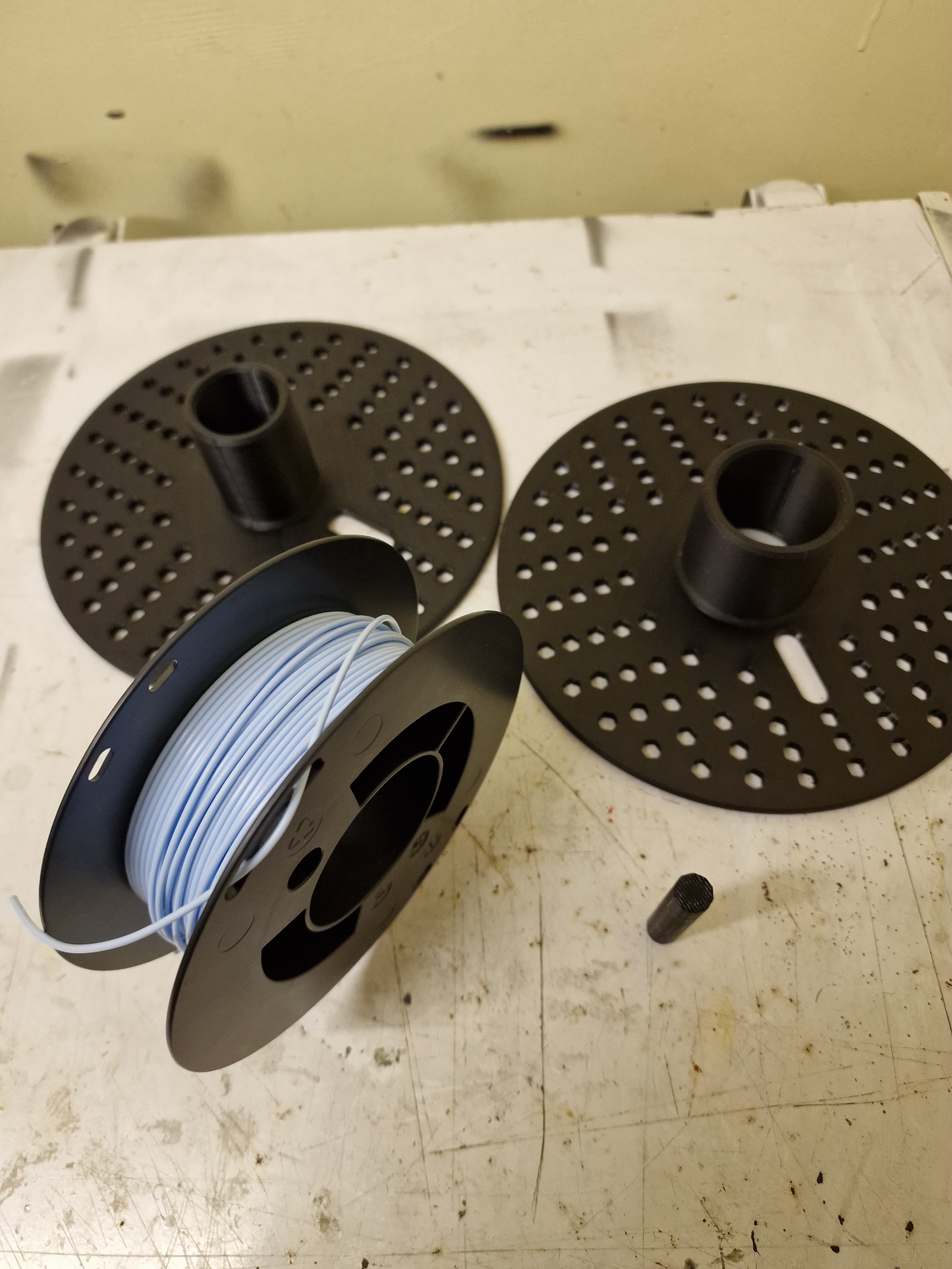 Small Spool Adapter for Bambulab AMS - concept model for community ...