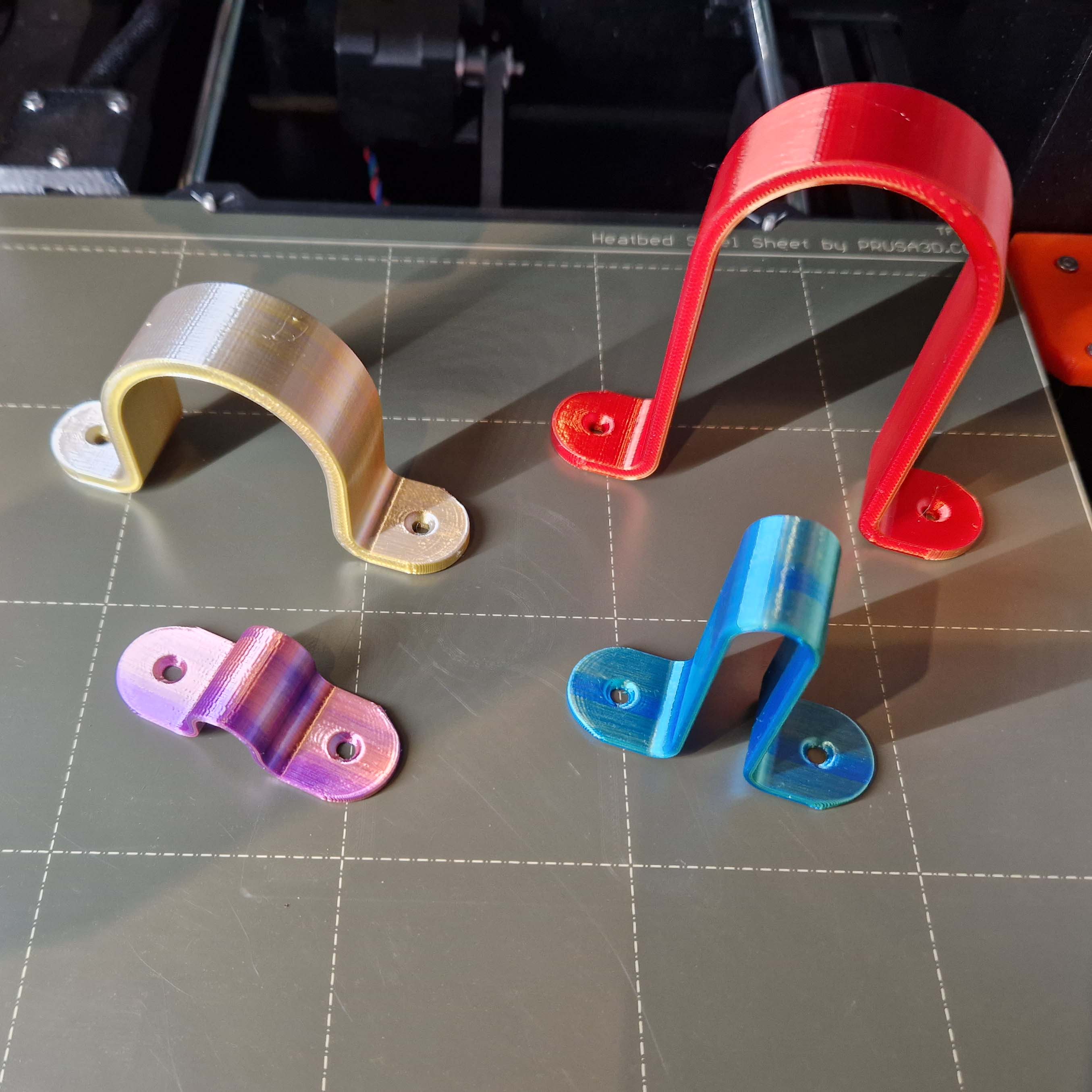 Pipe bracket with flanges, in all sizes by Pablo Fernandez | Download ...