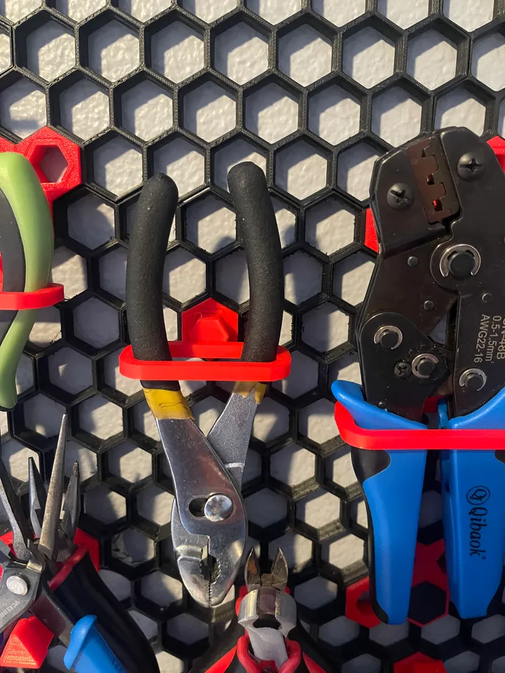 Pliers Holder HSW by Iguanahotsauce | Download free STL model | Printables.com