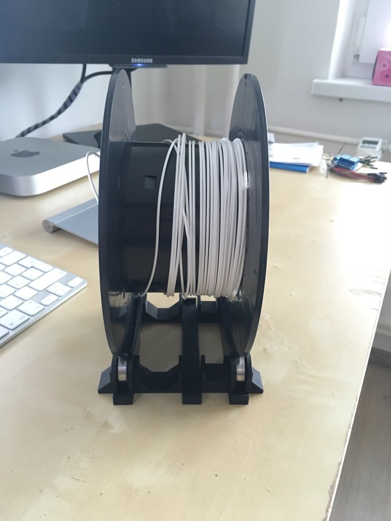 Filament spooler holder by Martin | Download free STL model ...