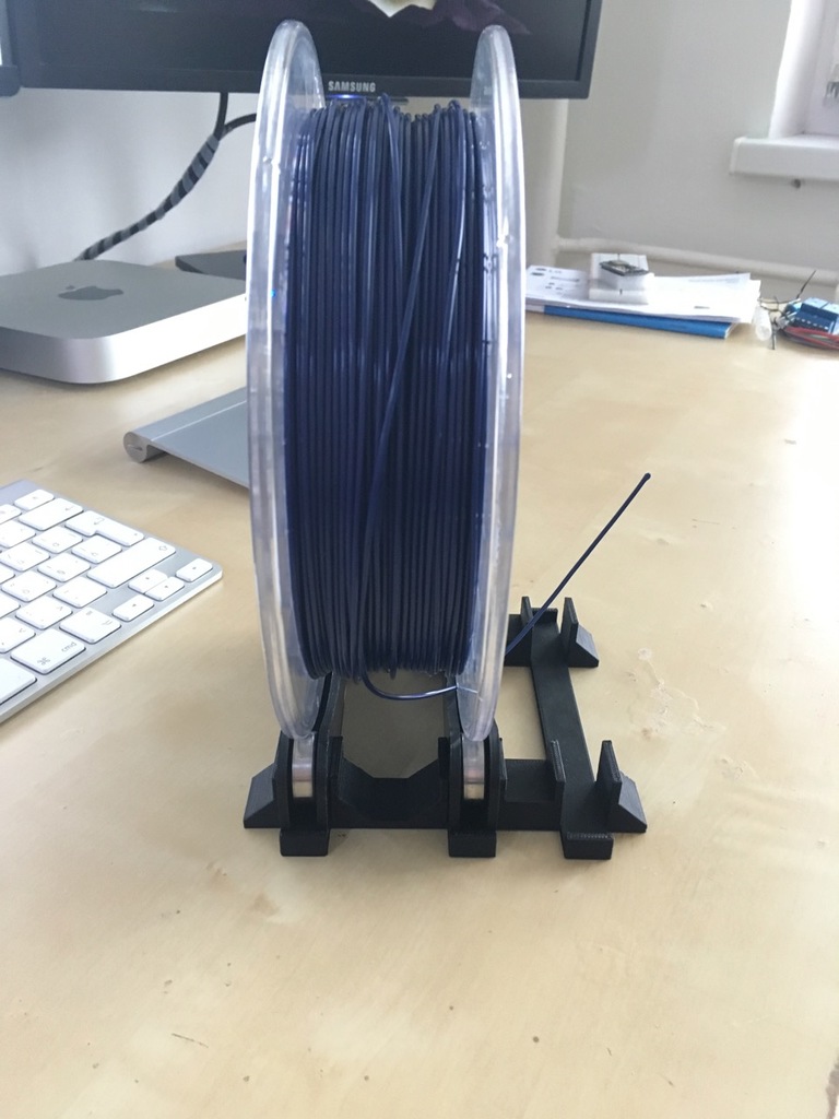 Filament spooler holder by Martin | Download free STL model ...
