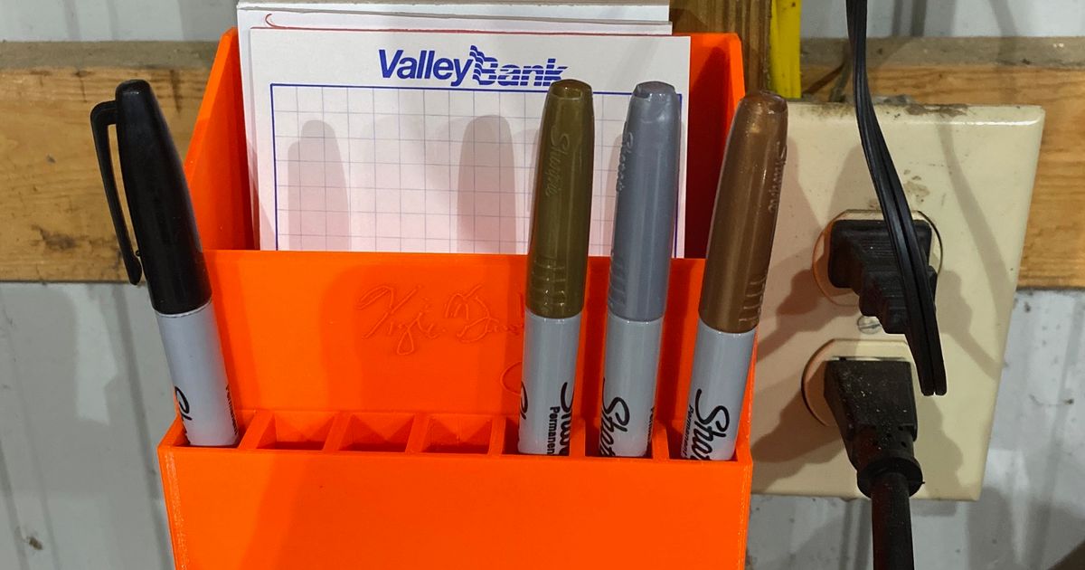 Hangable Notepad + Pen Holder by Kyle Bandy | Download free STL model ...