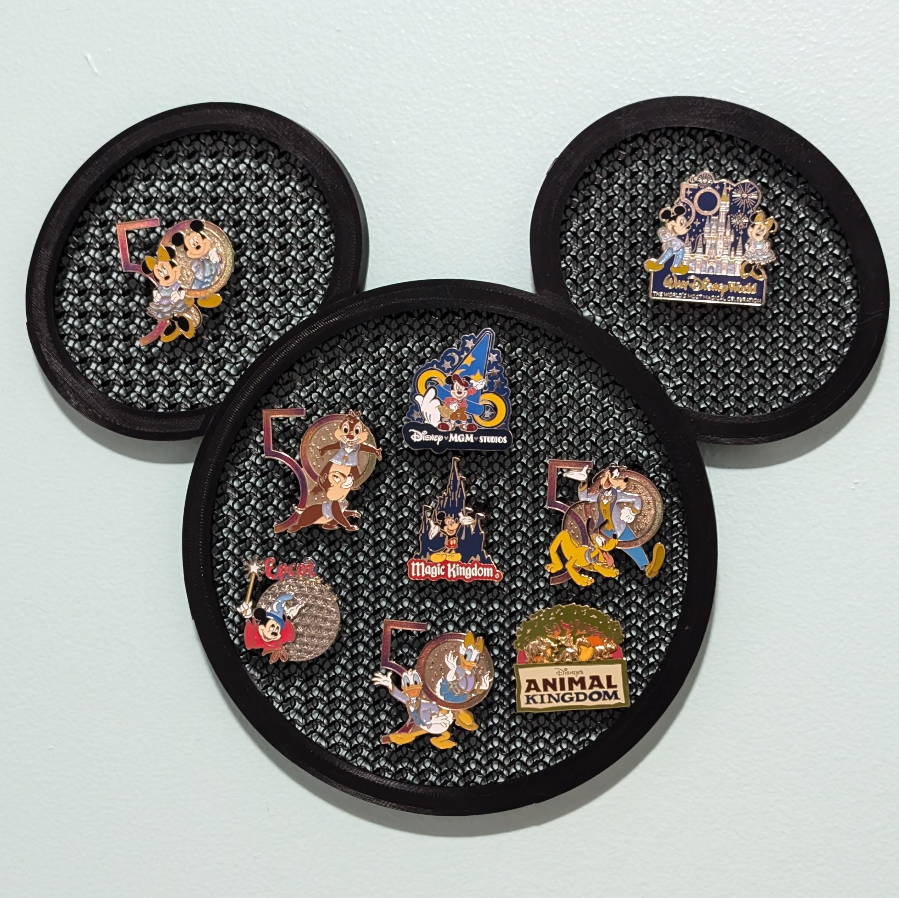 Disney Pin Board (Mickey) by SailorJerry | Download free STL model ...