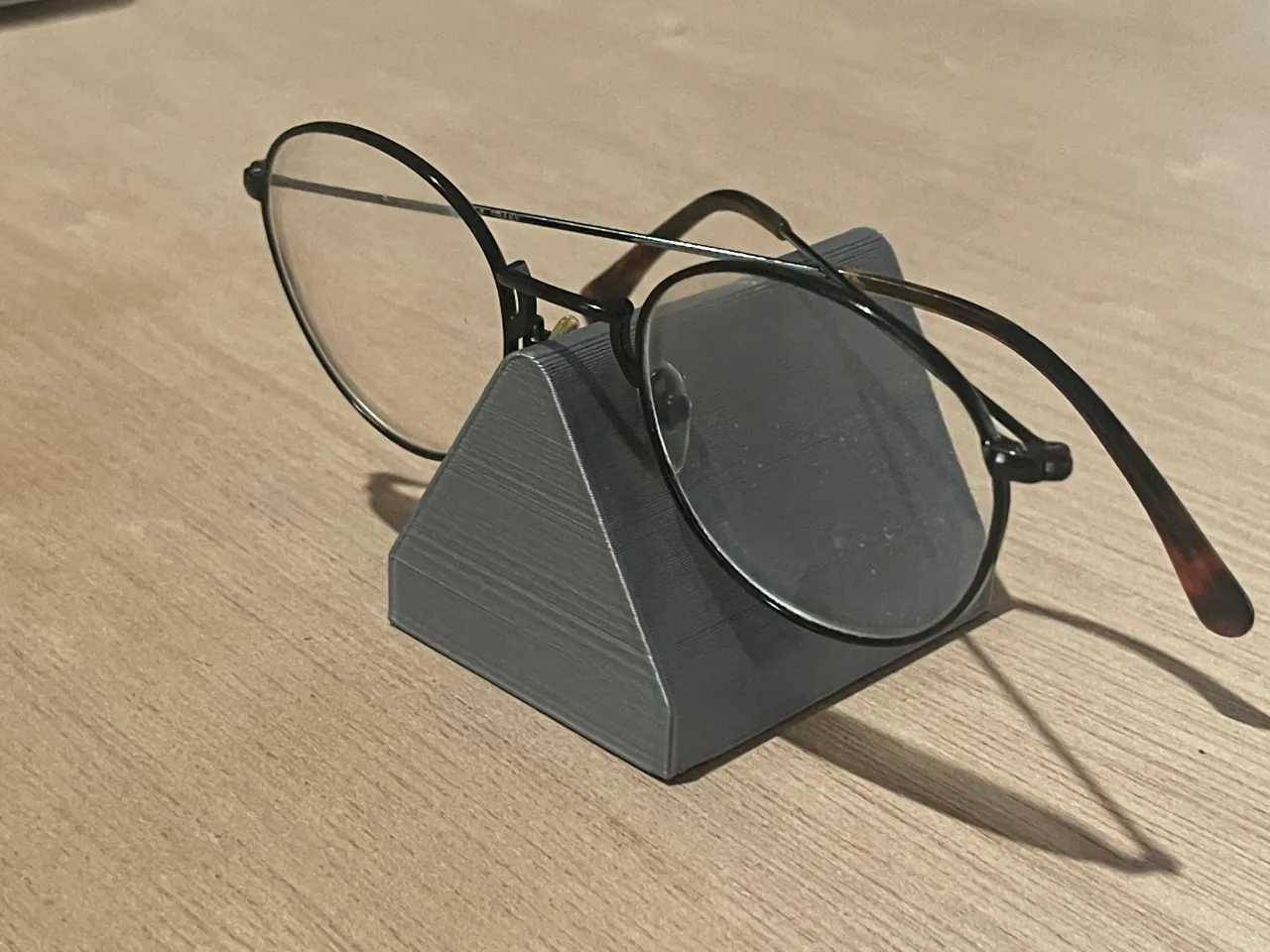 Rounded Eyeglass Holder by CalebTimoteo | Download free STL model ...