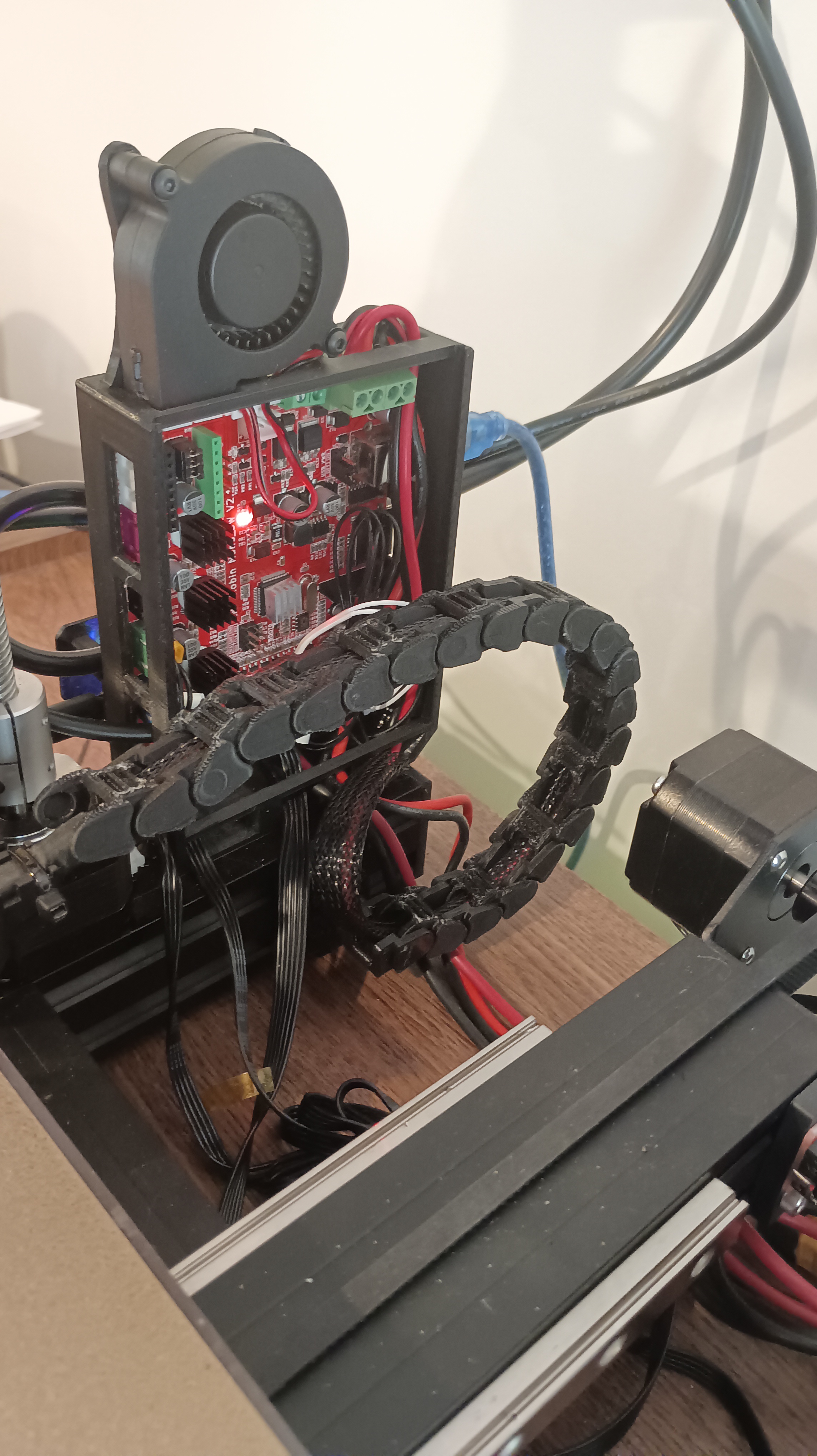 Neptune 3 Side mount board case with optional cable mounts and UTOC CAN ...