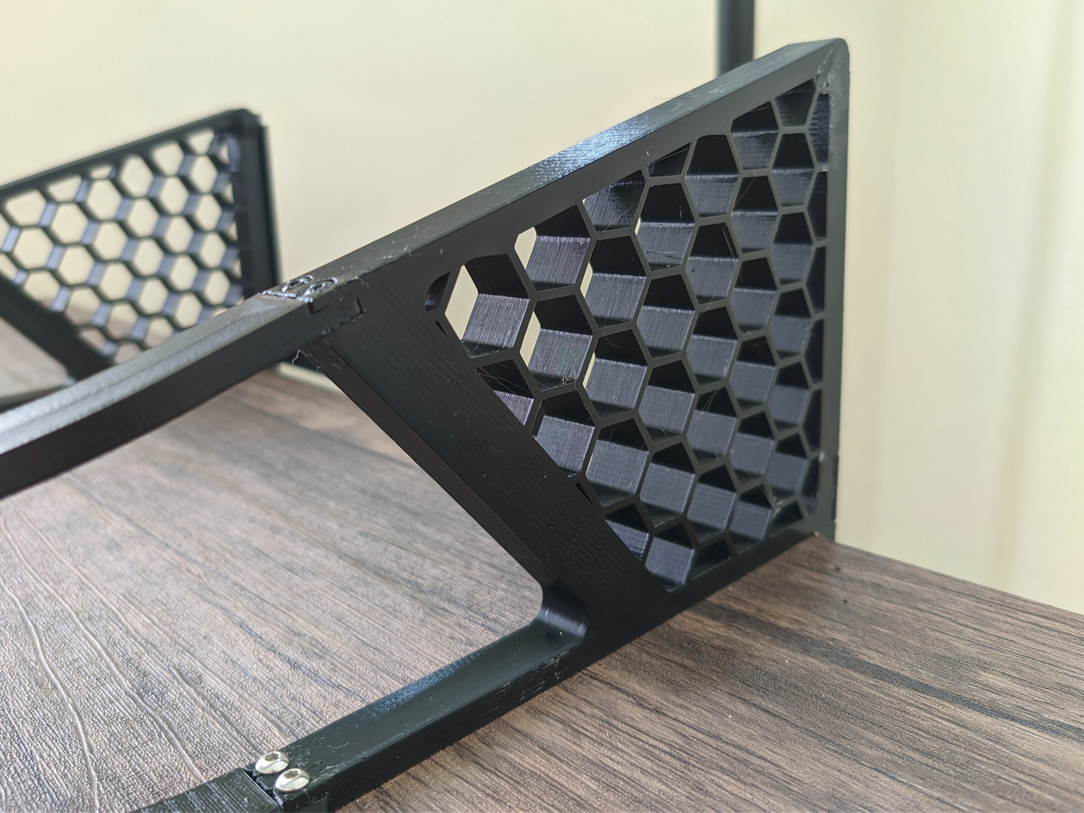 Raised Laptop Stand by Shadowcraft Designs | Download free STL model ...