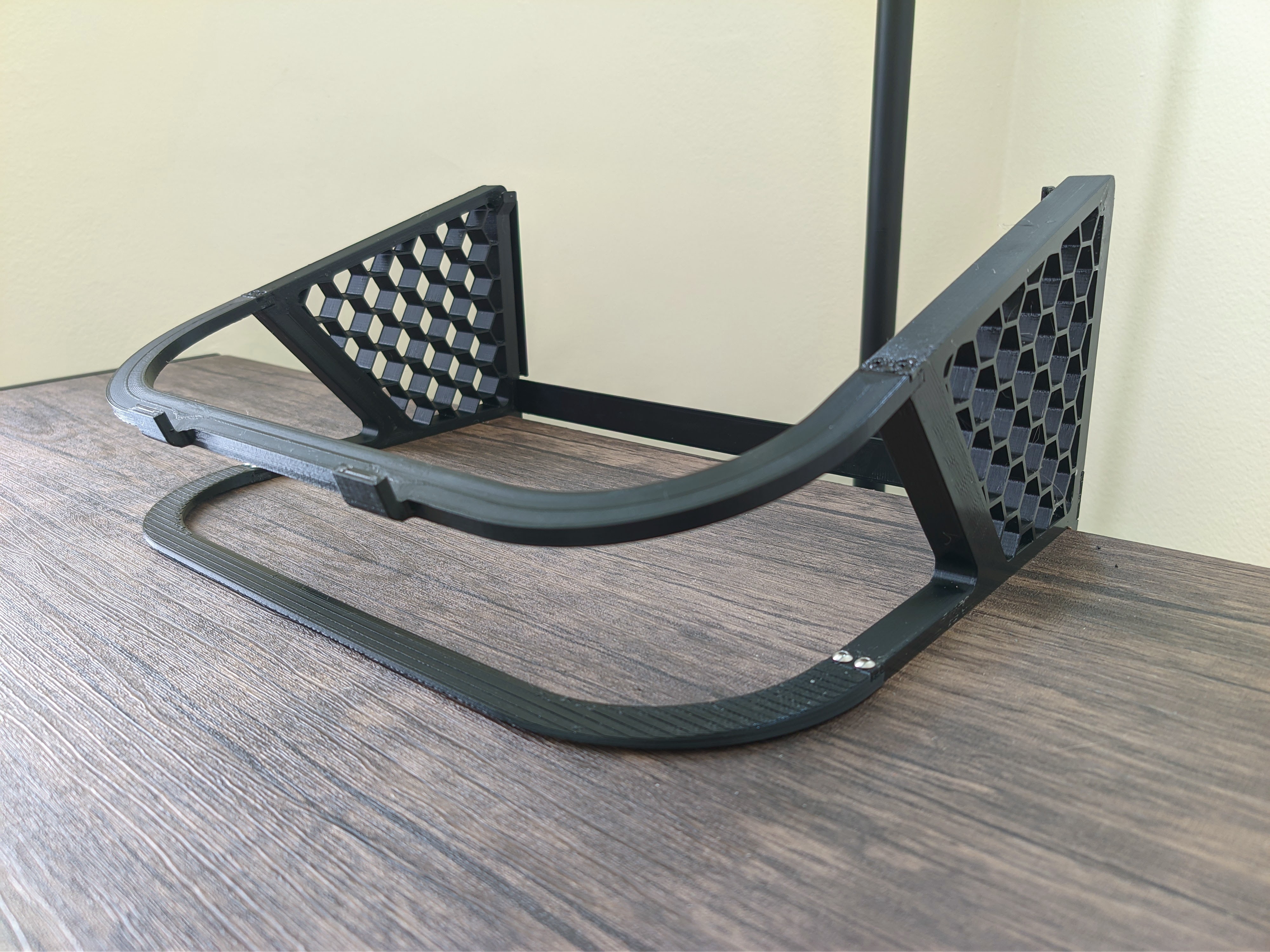Raised Laptop Stand by Shadowcraft Designs | Download free STL model ...