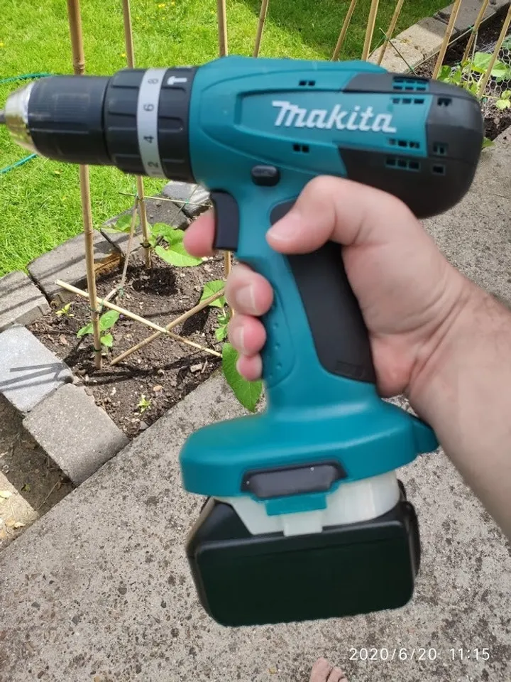 MAKITA 8391DWPE PA18 18V Drill to LXT Adaptor by Rasor Download free STL model Printables