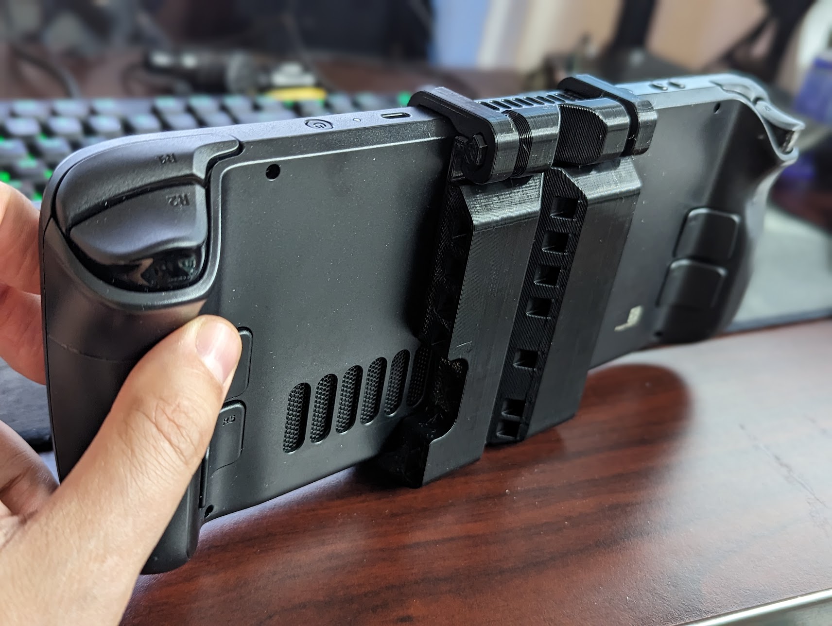 Gooseneck Arm Adapter for Hands Free SteamDeck by NorthStrider ...