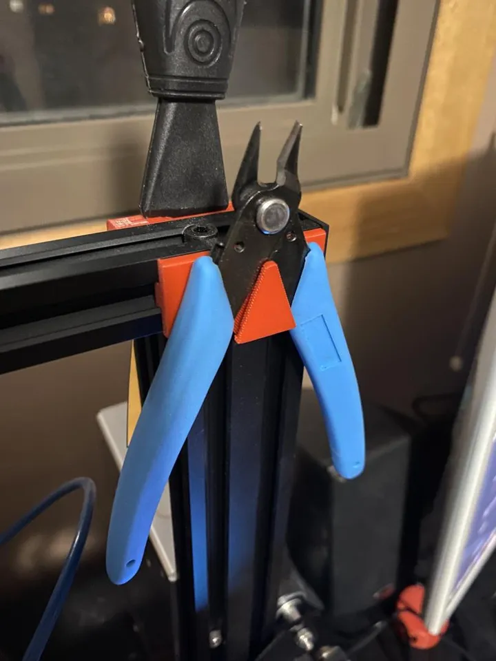Ender 3 Clipper Holder by Staitz | Download free STL model | Printables.com