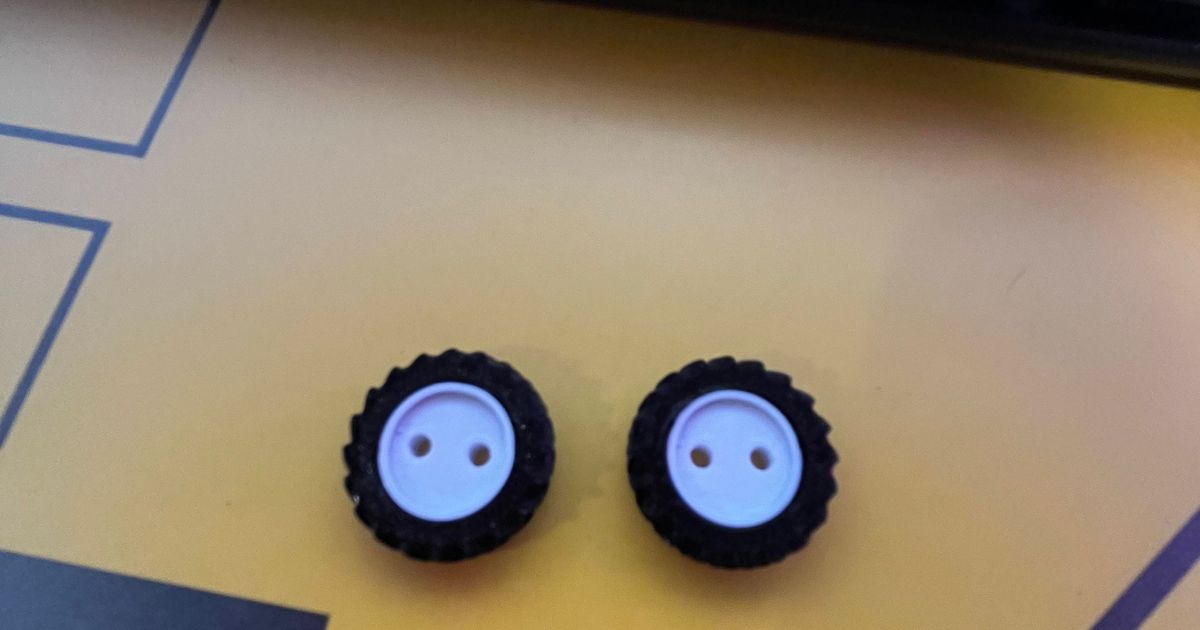 Two Hole Wheel and Tire Button by remii | Download free STL model ...