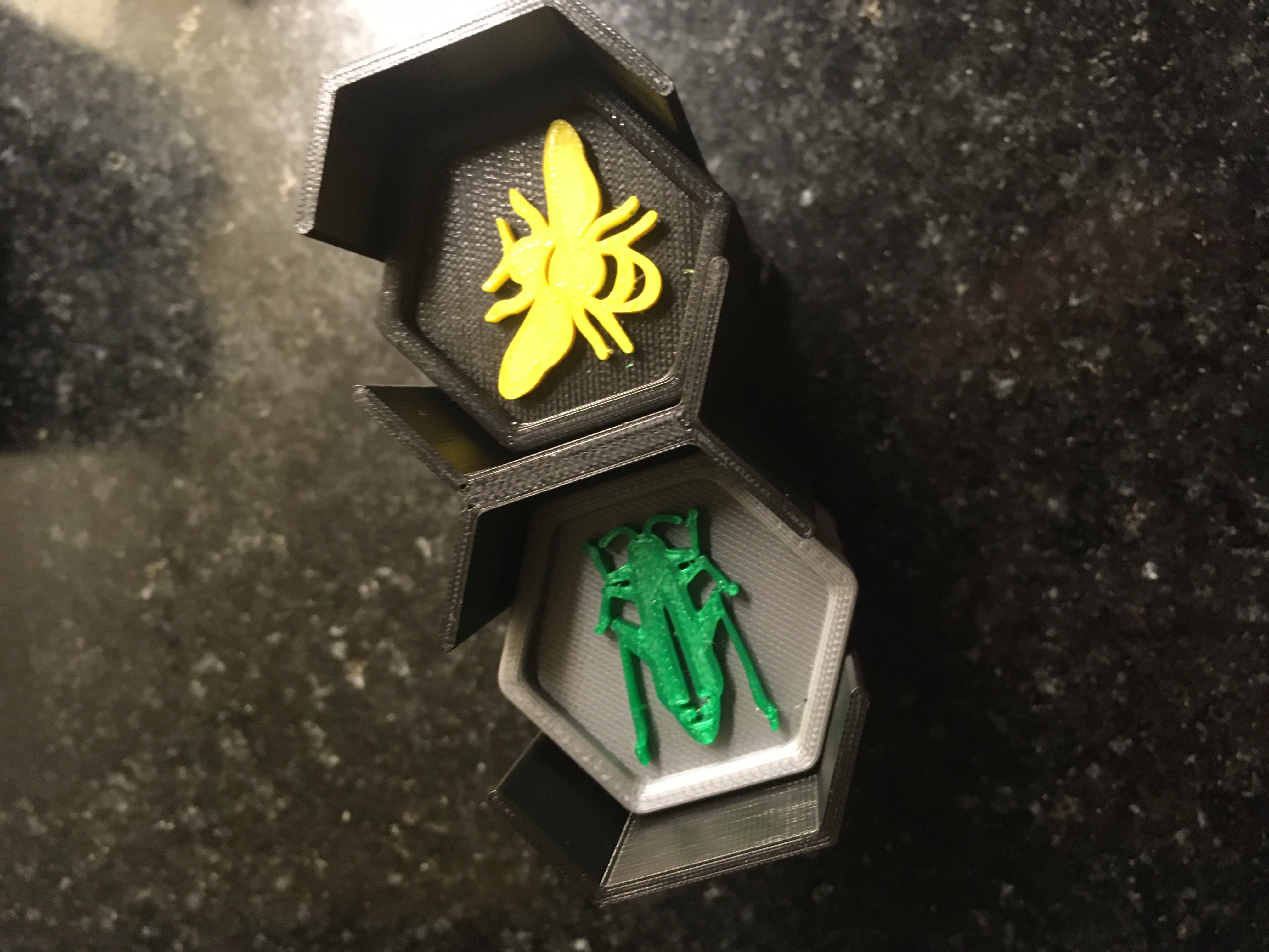 BOX for HIVE tiles (Game) by JAW | Download free STL model | Printables.com