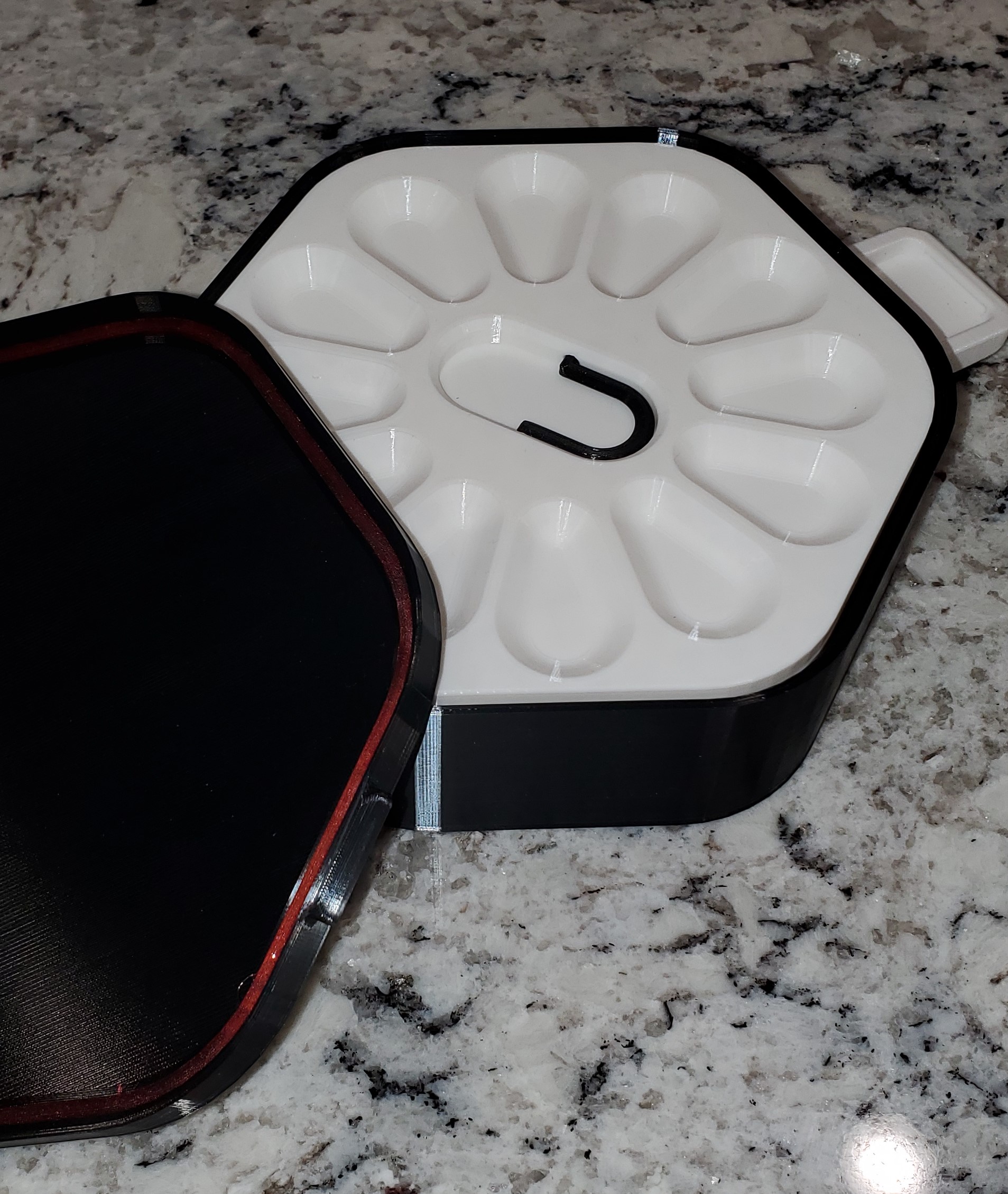 Artists's Stash Box With Palette by ARGreg | Download free STL model ...