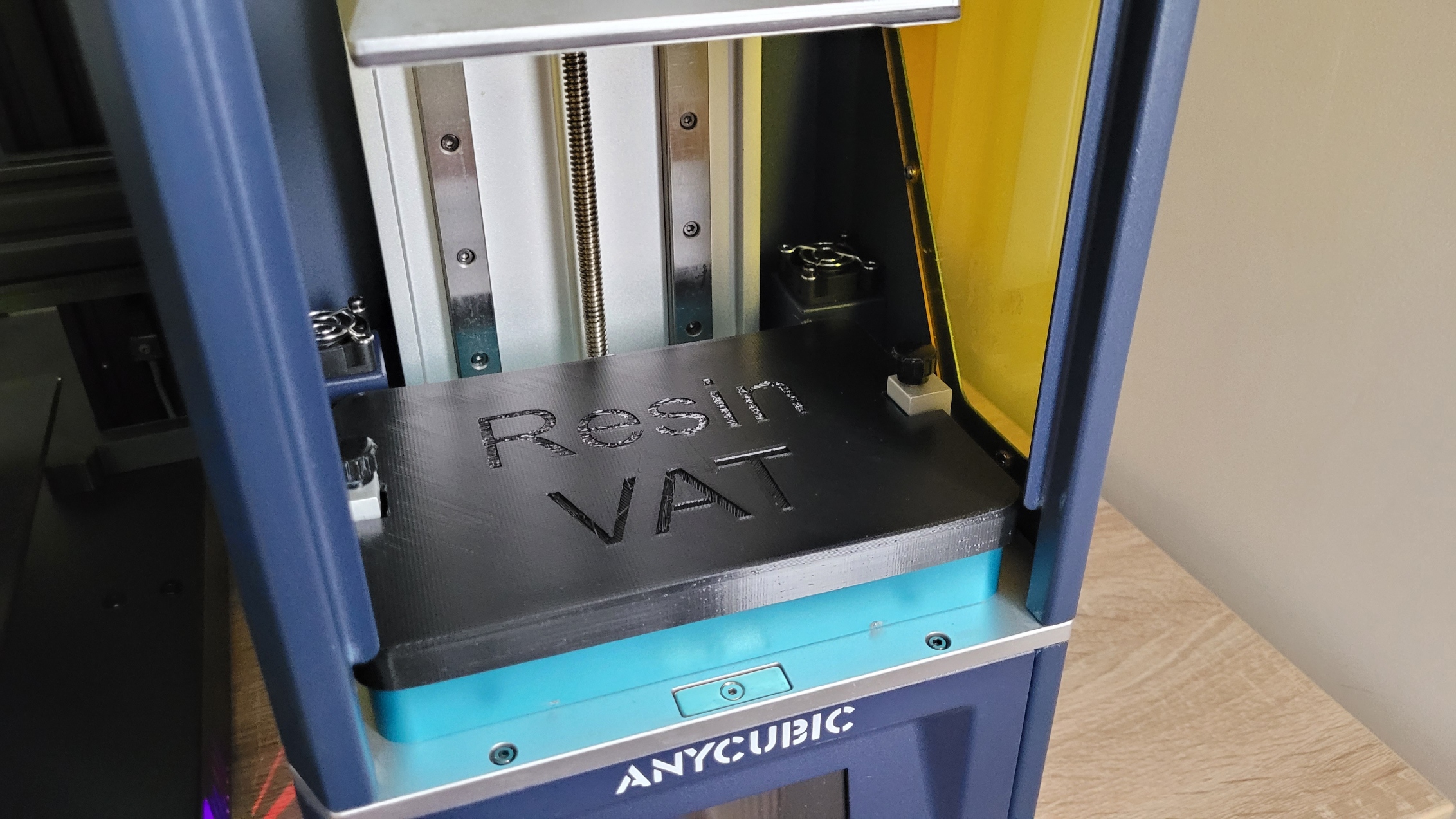 Resin VAT Cover Anycubic Photon by Maxime | Download free STL model ...