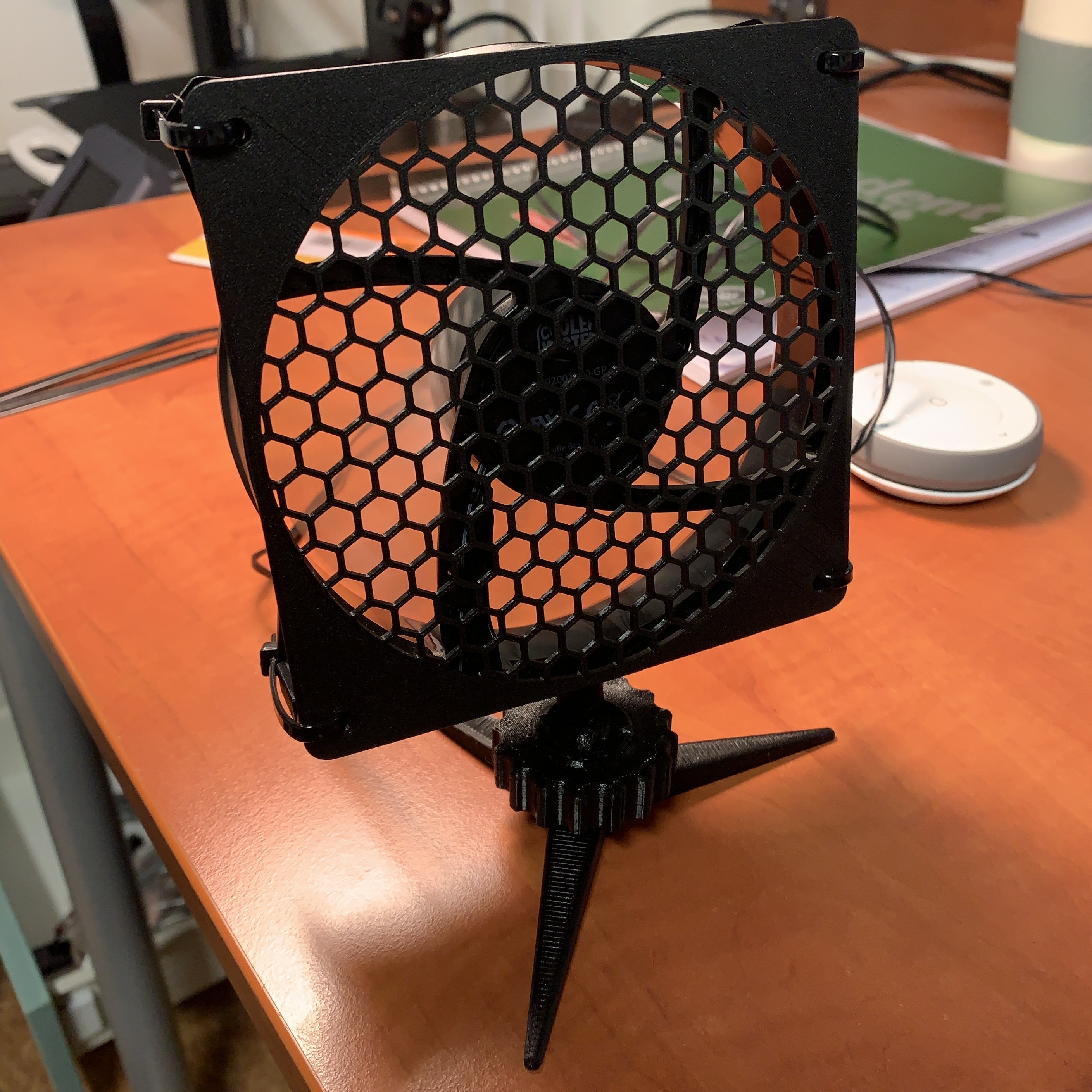 Desk Fan by s.mensak | Download free STL model | Printables.com
