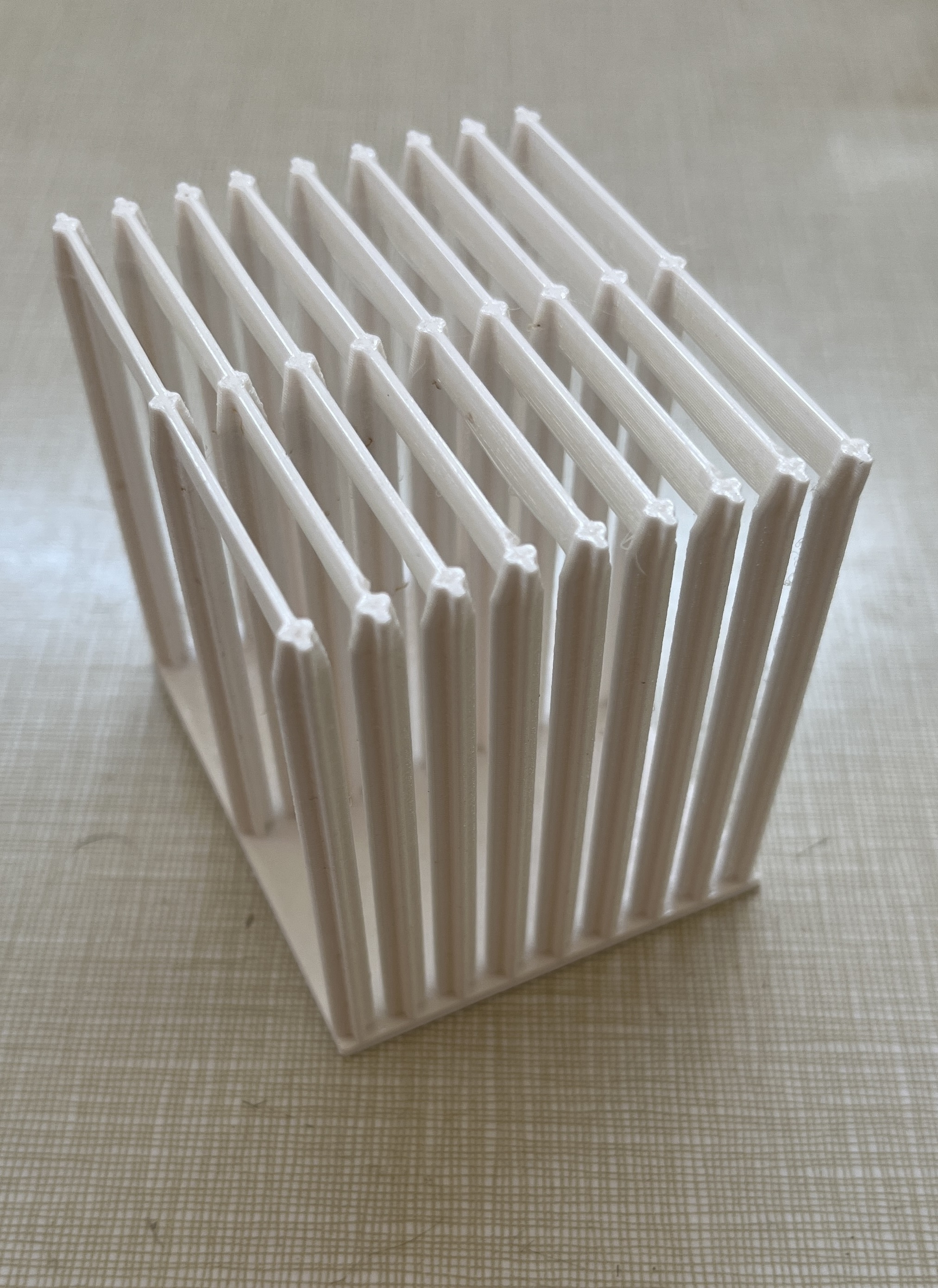 Arduino Breadboard Jumper Wire Organizer par Ira S | Téléchargez ...