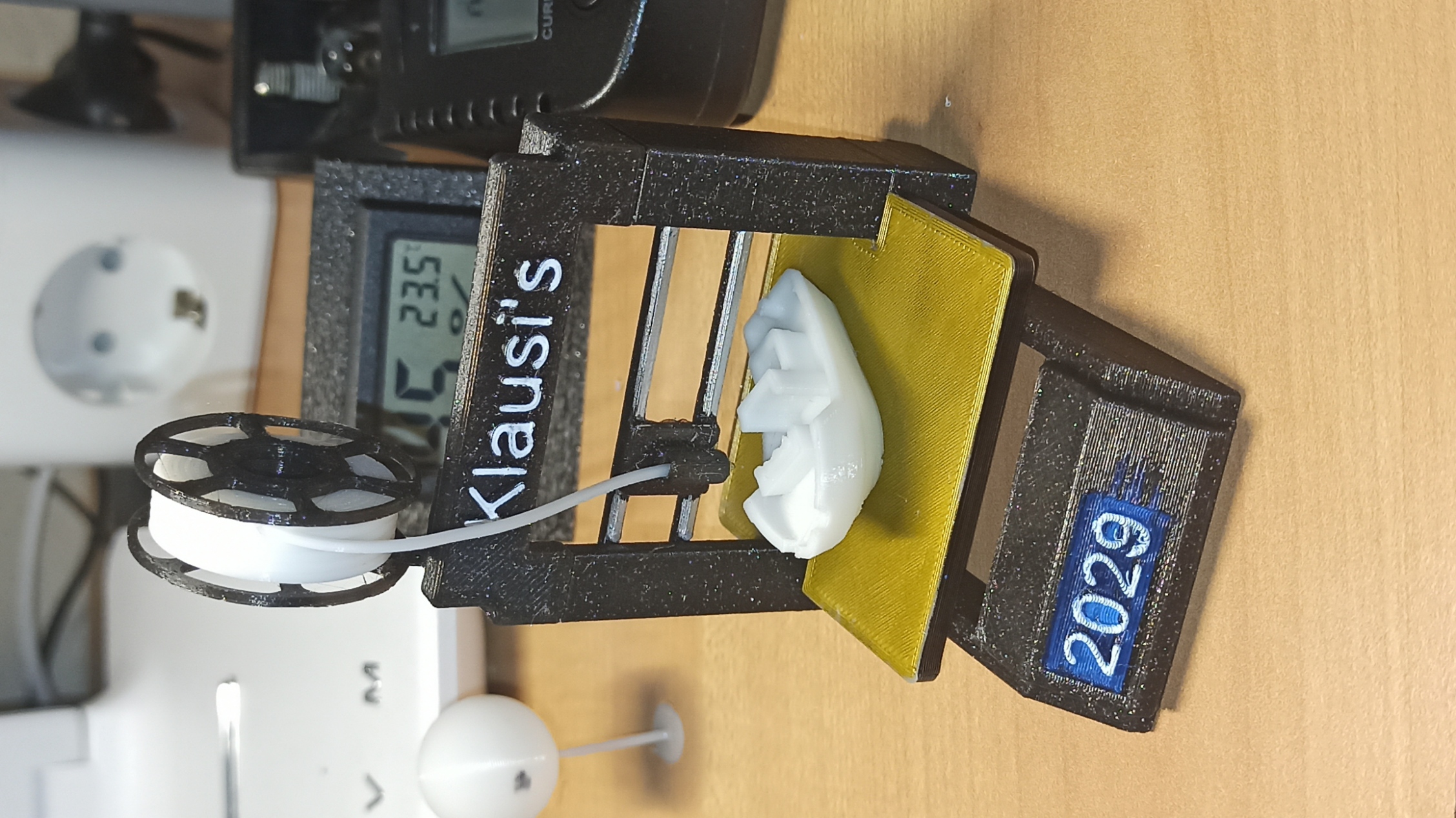 miniature 3D Printer Model / Toy by ZiRo 3D | Download free STL model ...