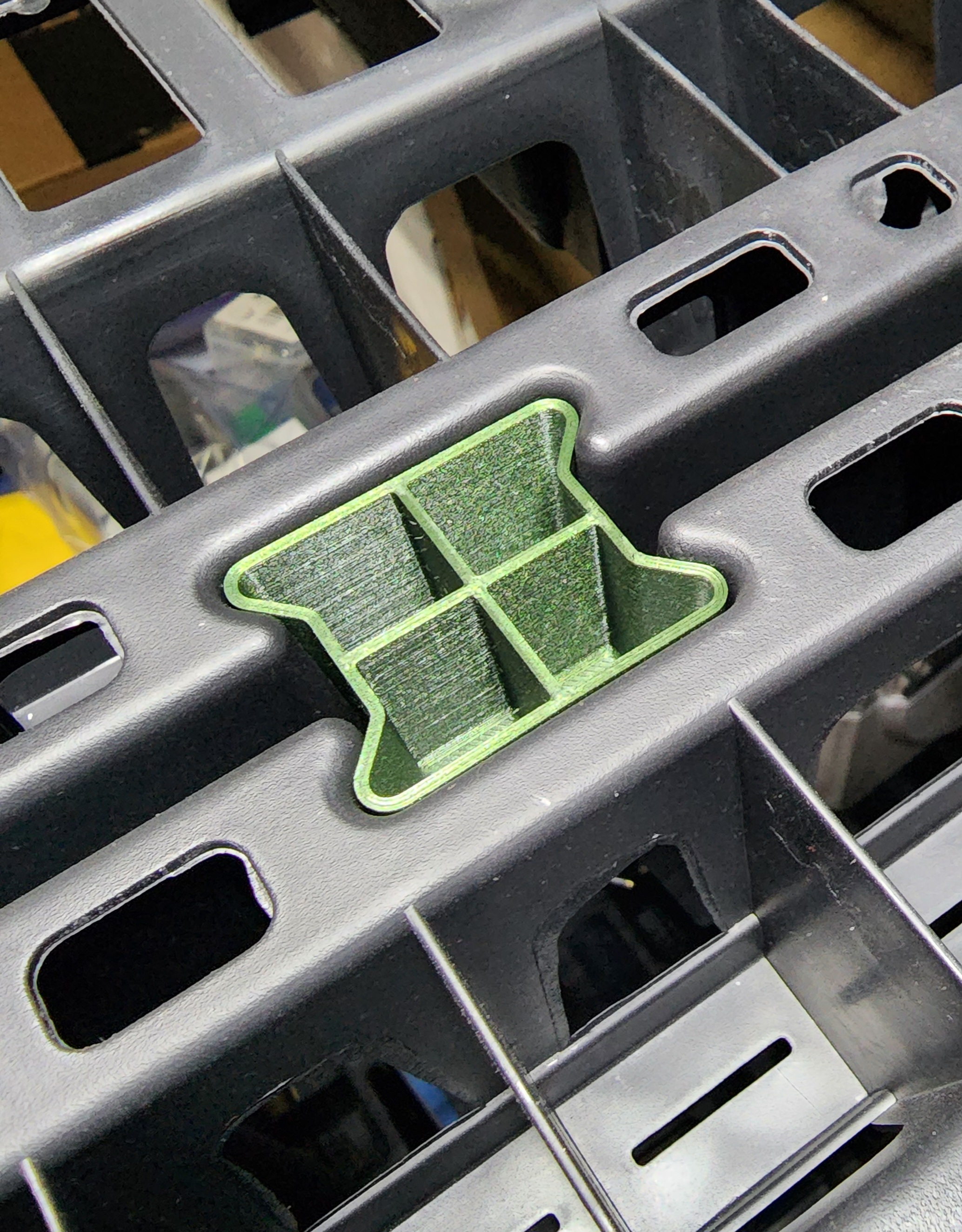 Freestanding Plastic Shelf Wedge by Janek57 | Download free STL model ...