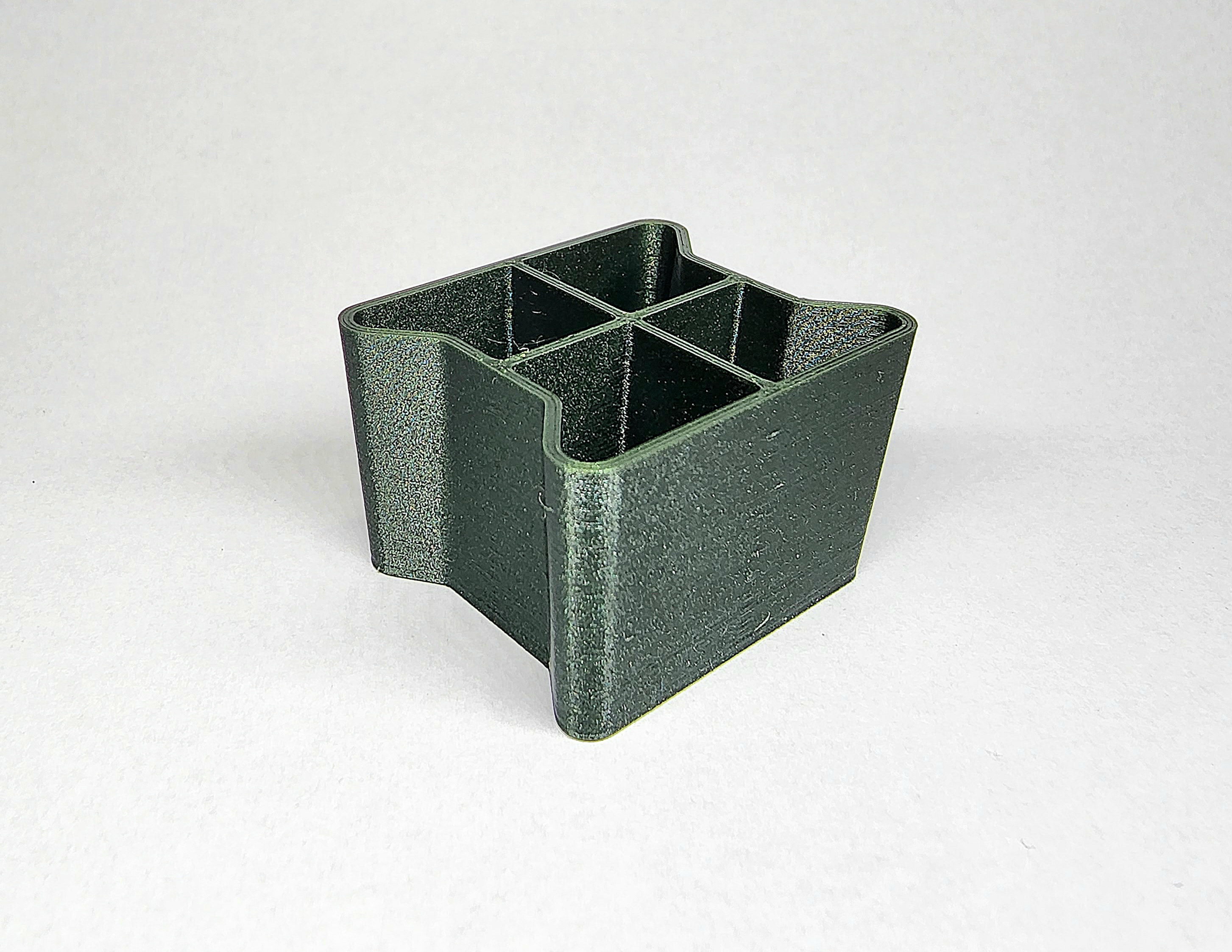 Freestanding Plastic Shelf Wedge by Janek57 | Download free STL model ...