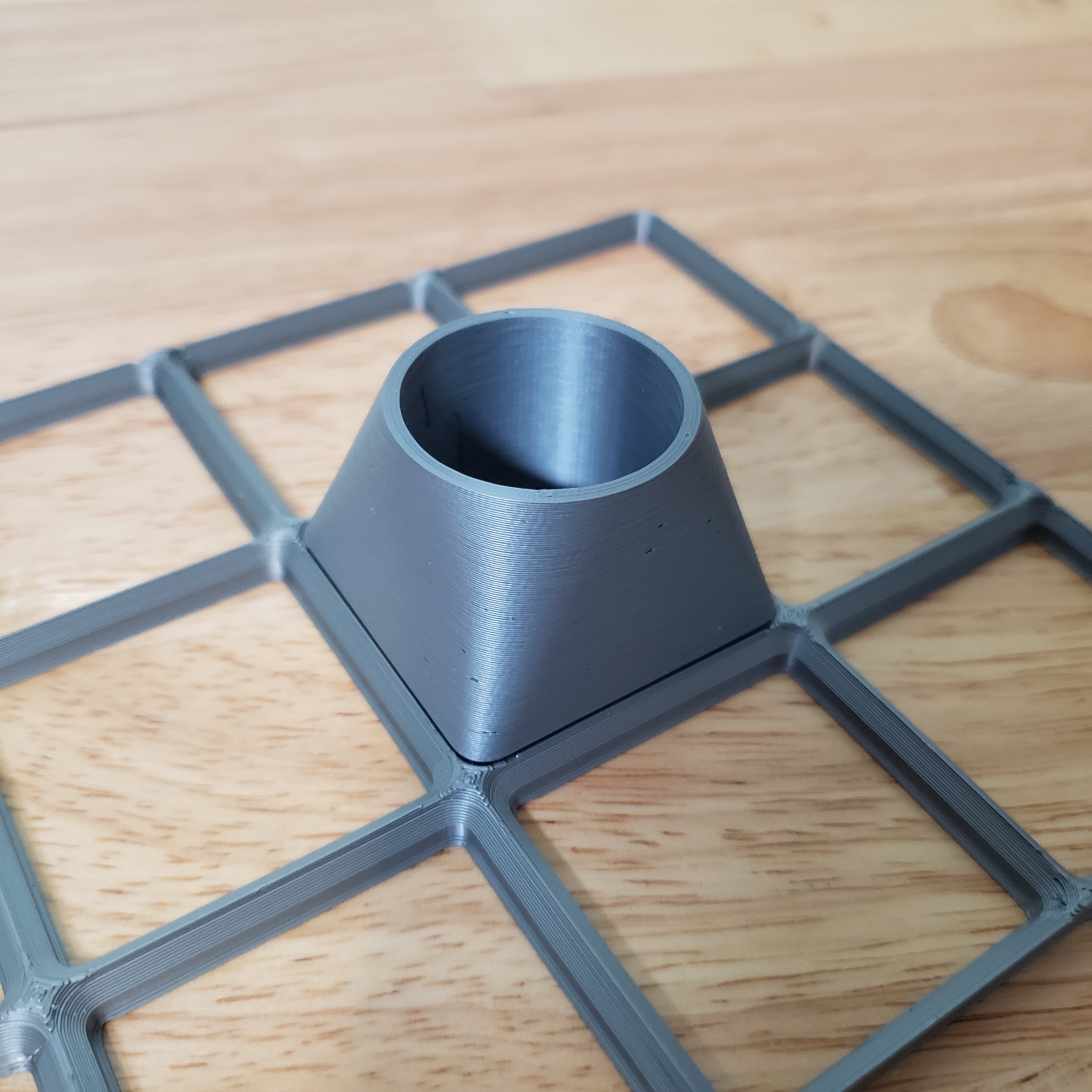 Gridfinity Flashlight Holder by Shadowfall Workshop | Download free STL model | Printables.com