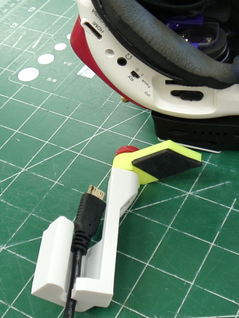 HDMI Cable Retainer for HDO2 Goggle by billyd | Download free STL model ...