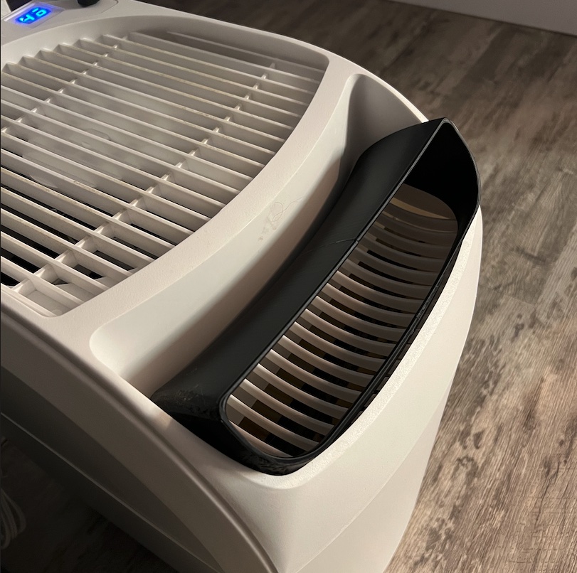 Essick Humidifier Deflector by Darmichar | Download free STL model ...