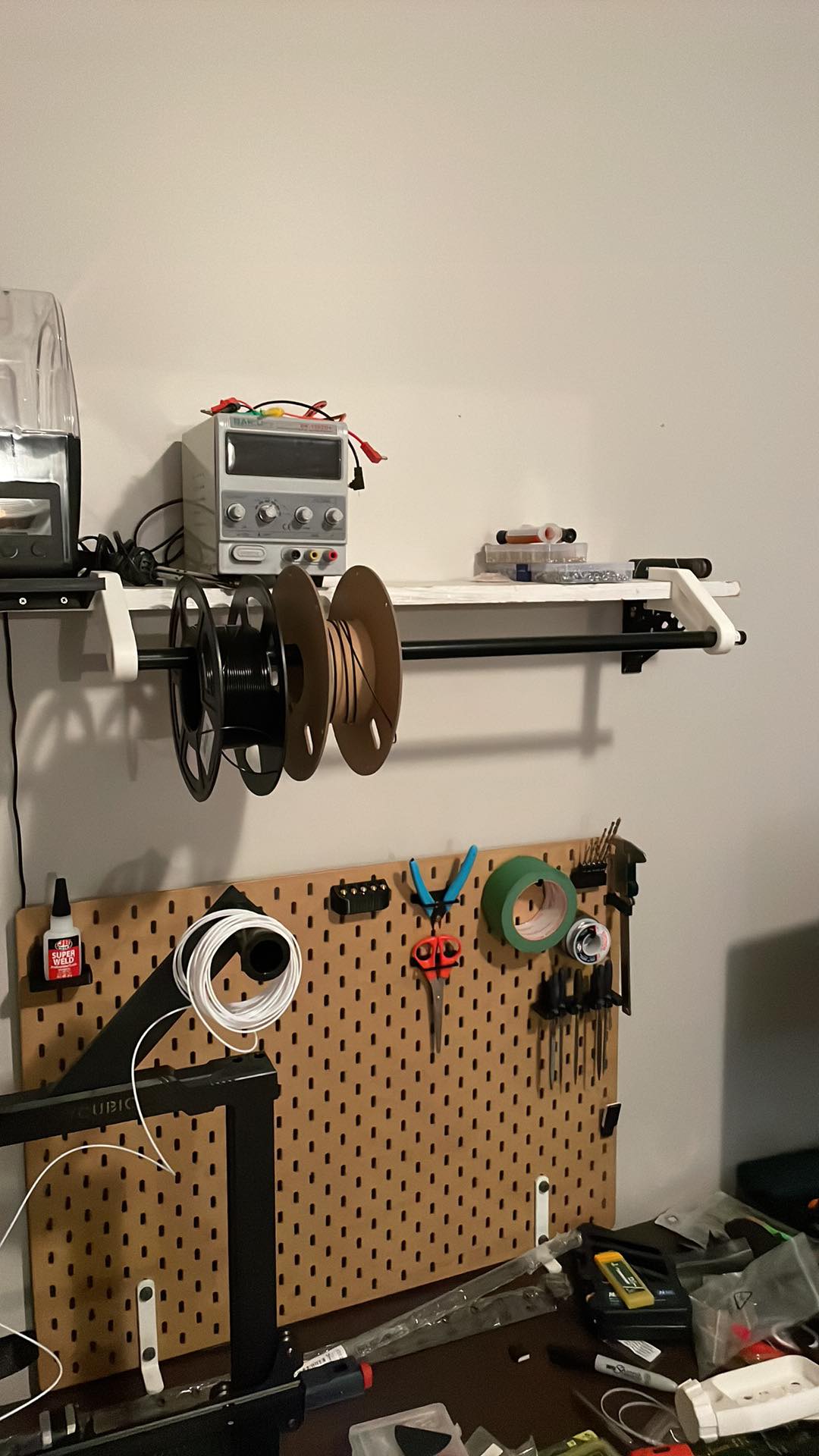 Shelf spools holder by phosphor418 | Download free STL model ...