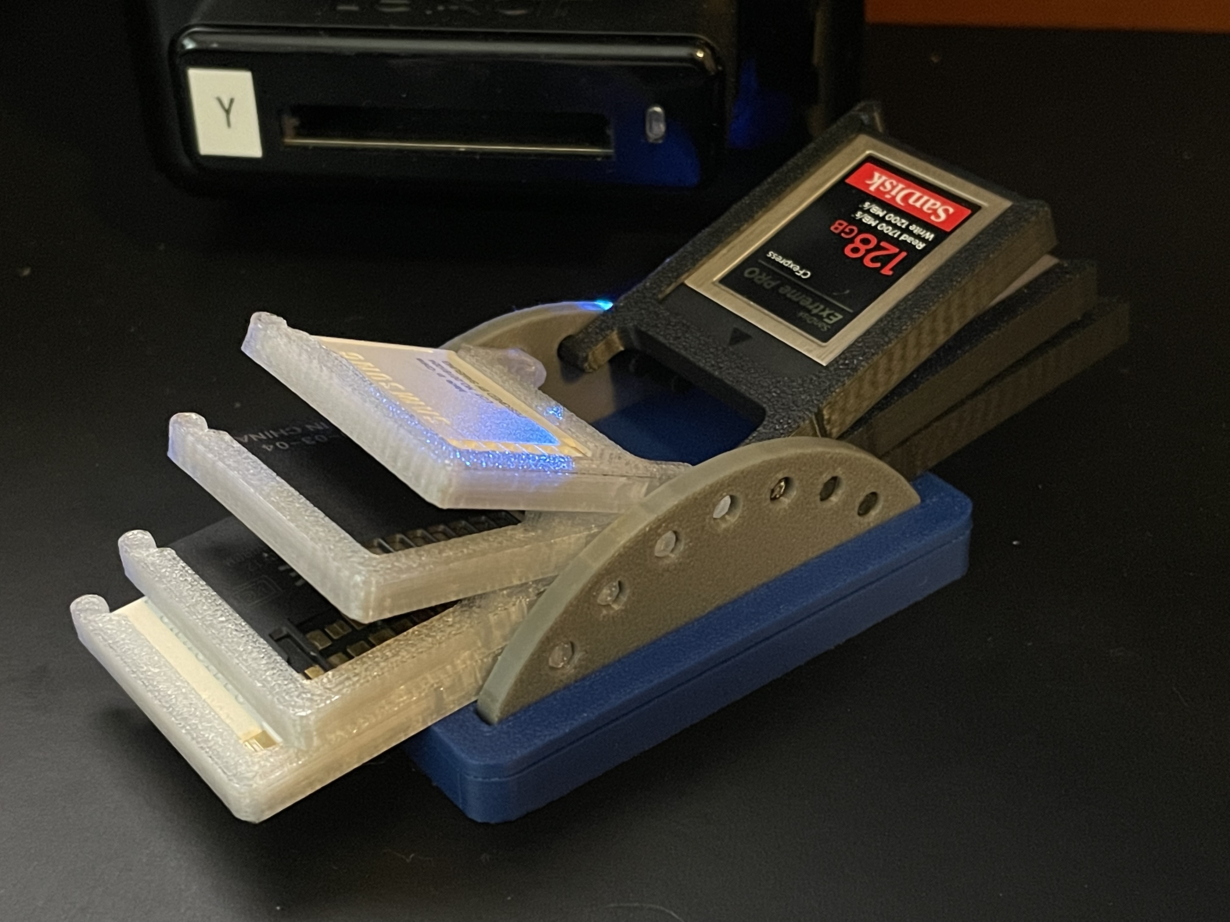 Memory Card Mini-Rolodex by davidconger | Download free STL model ...