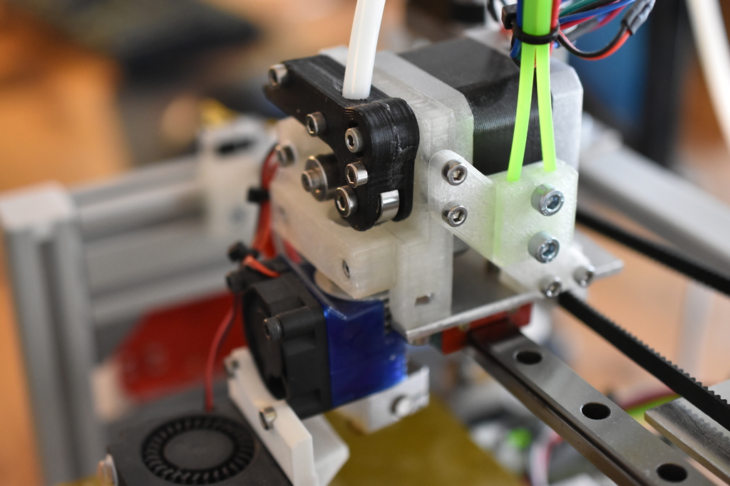 direct Extruder for mini Printer by ftobler | Download free STL model ...